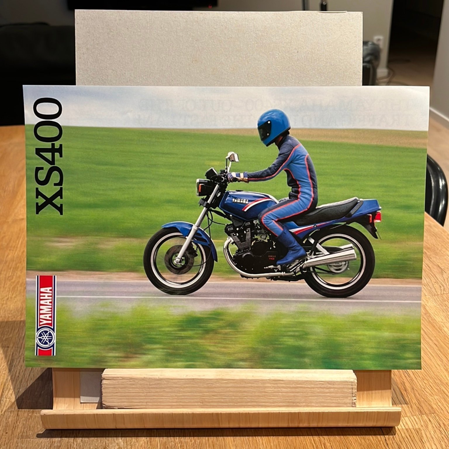 Se produkter som liknar YAMAHA XS400 BROSCHYR FÖRSÄLJ.. på Tradera (636385726)