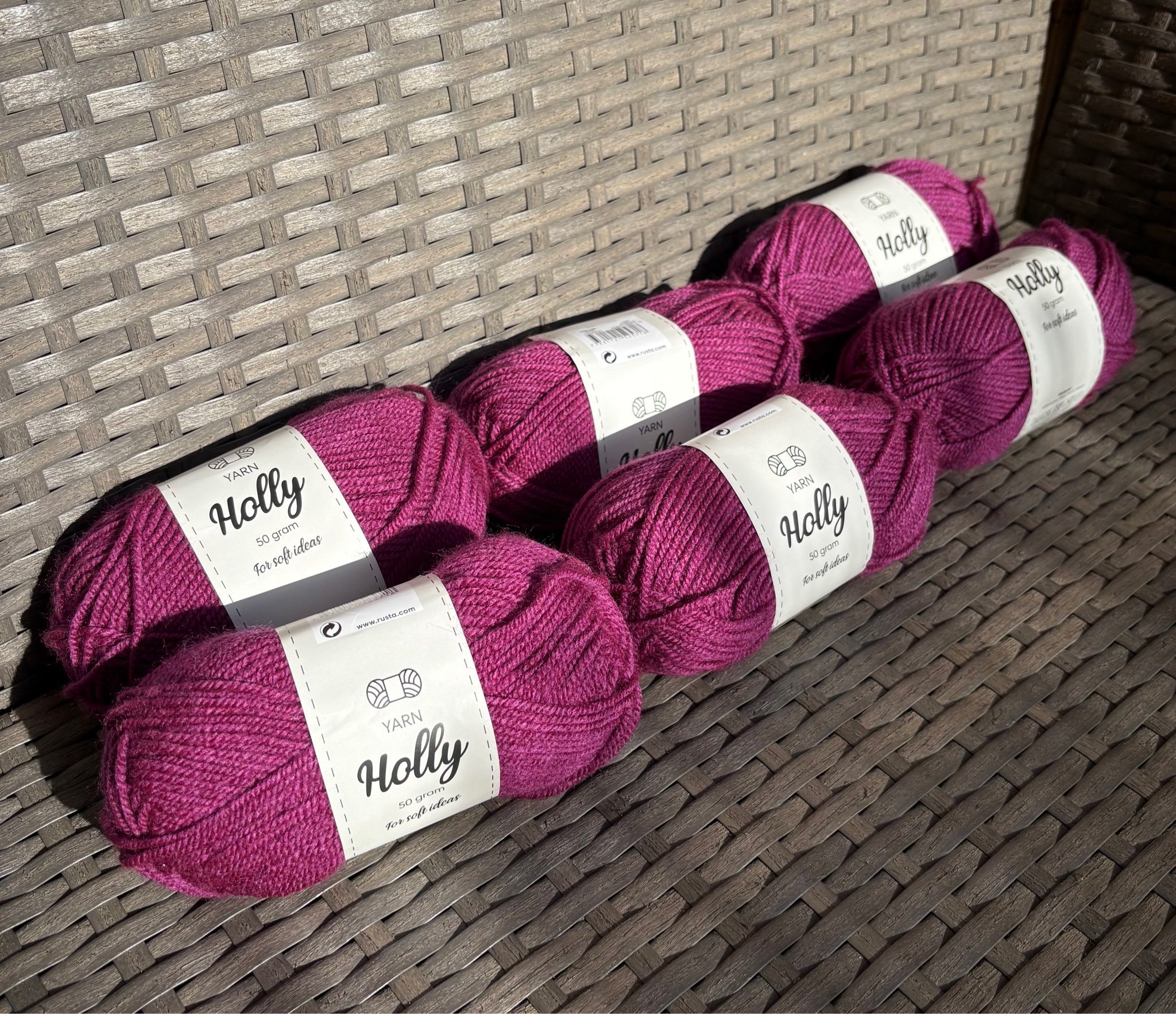 6st garn Holly 50g/st från Rusta | Köp på Tradera (693233295)