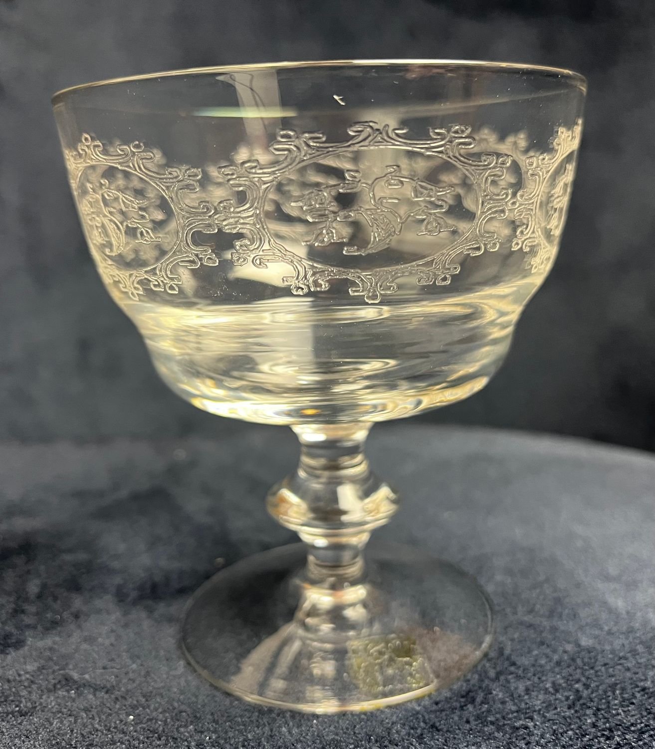 Kosta Elon champagnekupa kris.. | Köp från Handlarekatt på Tradera (660906087)