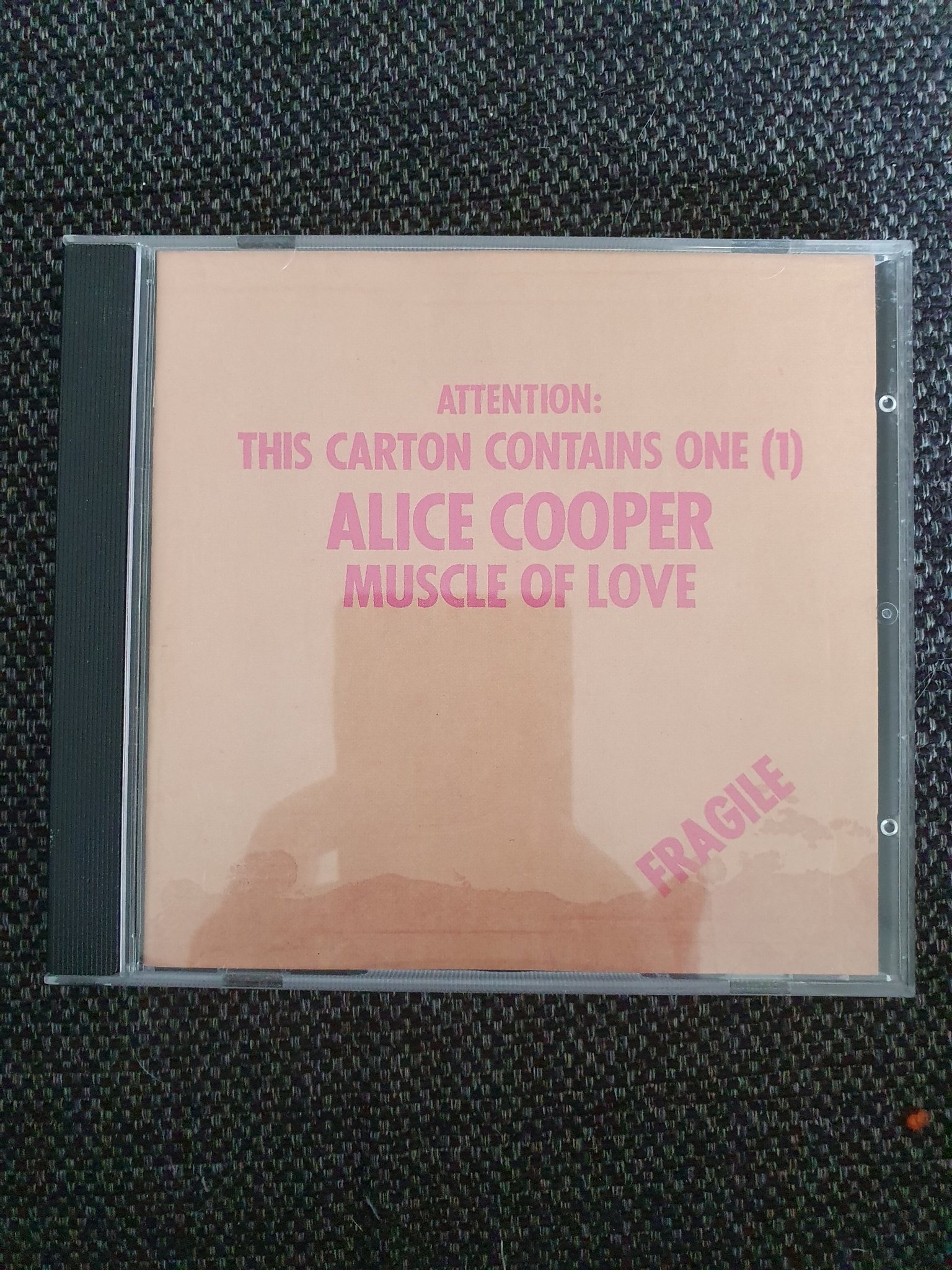 Se produkter som liknar Alice Cooper - Muscle of Love.. på Tradera (626030612)