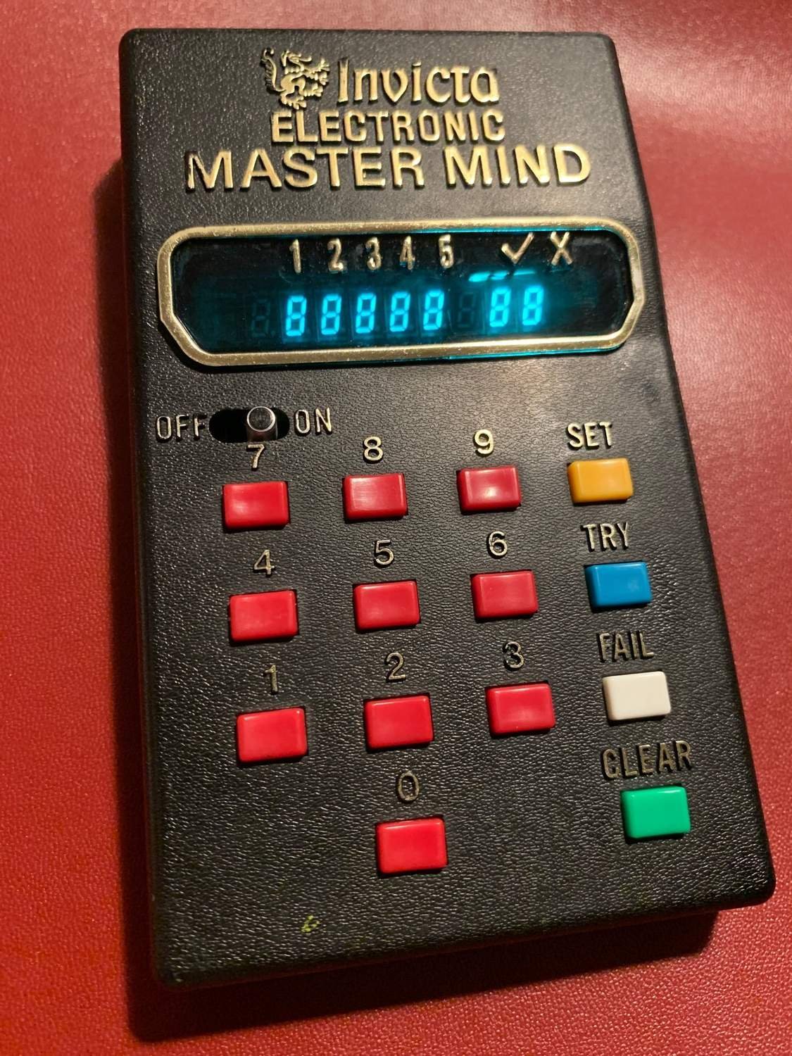Vintage Invicta Electronic Master Mind 1970-talet | Köp på Tradera (561956042)