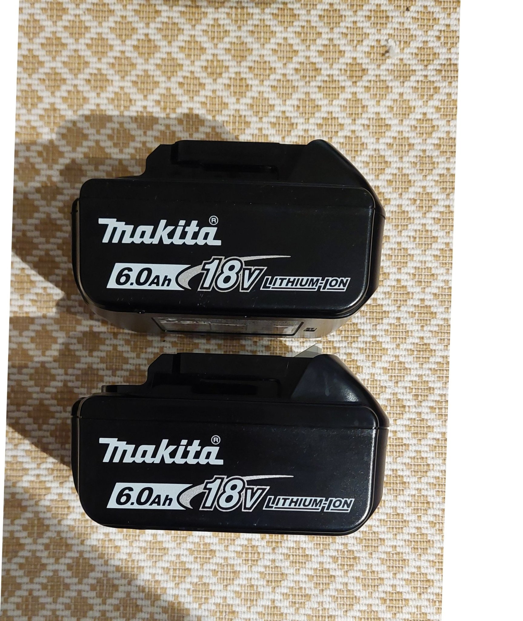 Se produkter som liknar Makita batterier 18V 6.0AH på Tradera (623527696)