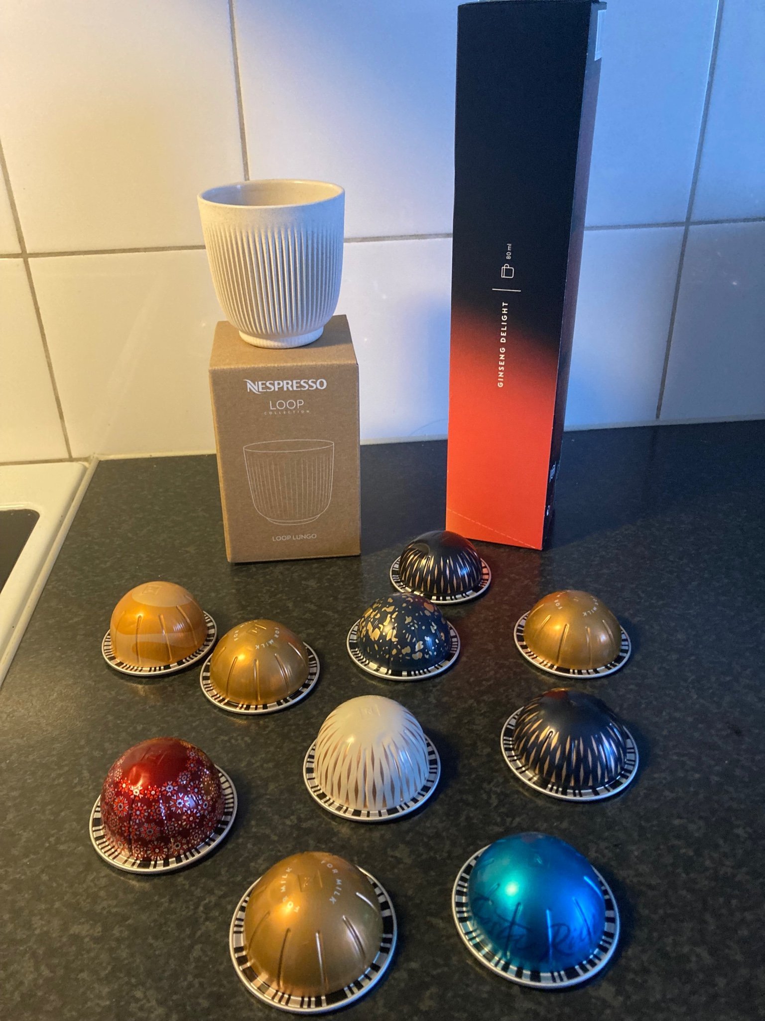 Nespresso kaffekapslar och Loop Lungo muggar NYTT | Köp på Tradera (616365432)