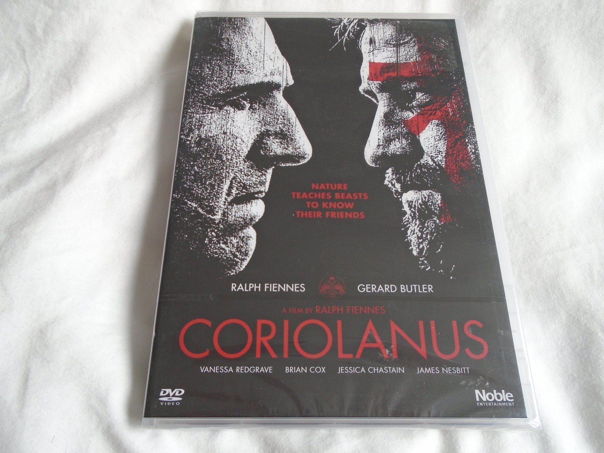 CORIOLANUS / RALPH FIENNES+GERARD BUTLER / ACTI.. | Köp på Tradera (695978508)
