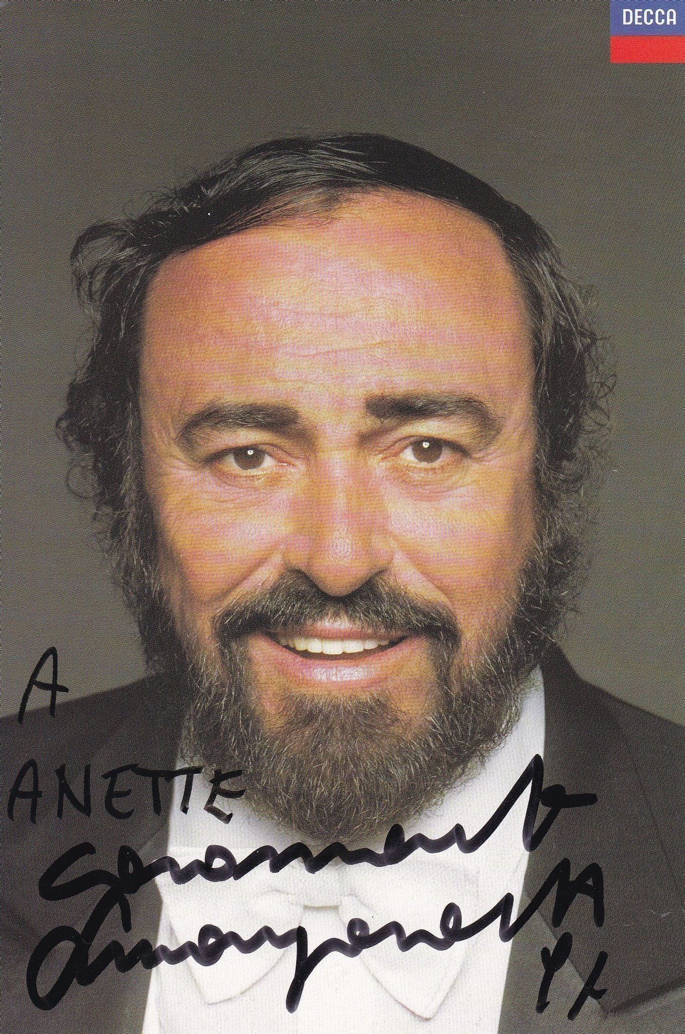 Se produkter som liknar LUCIANO PAVAROTTIS AUTOGRAF P.. på Tradera (692781732)