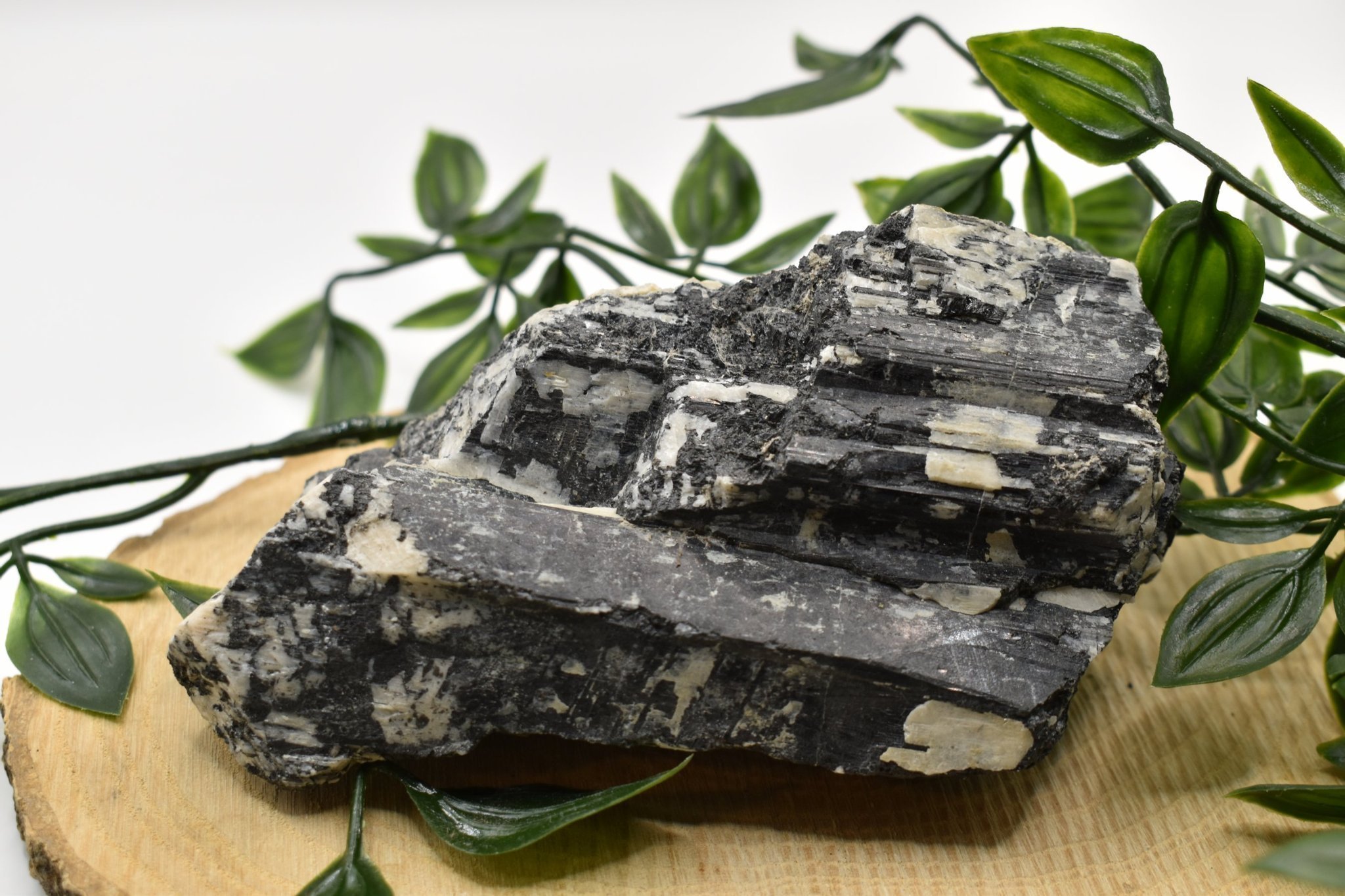 Rå turmalinkvarts från Norrbotten - stor | Köp på Tradera (694820475)