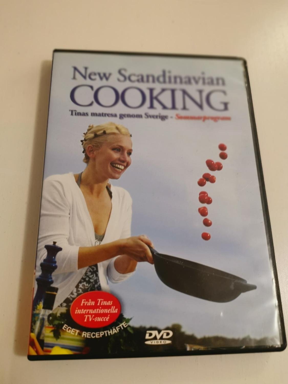 NEW SCANDINAVIAN COOKING - SOMMAR .. | Köp från Finelle på Tradera (404748897)