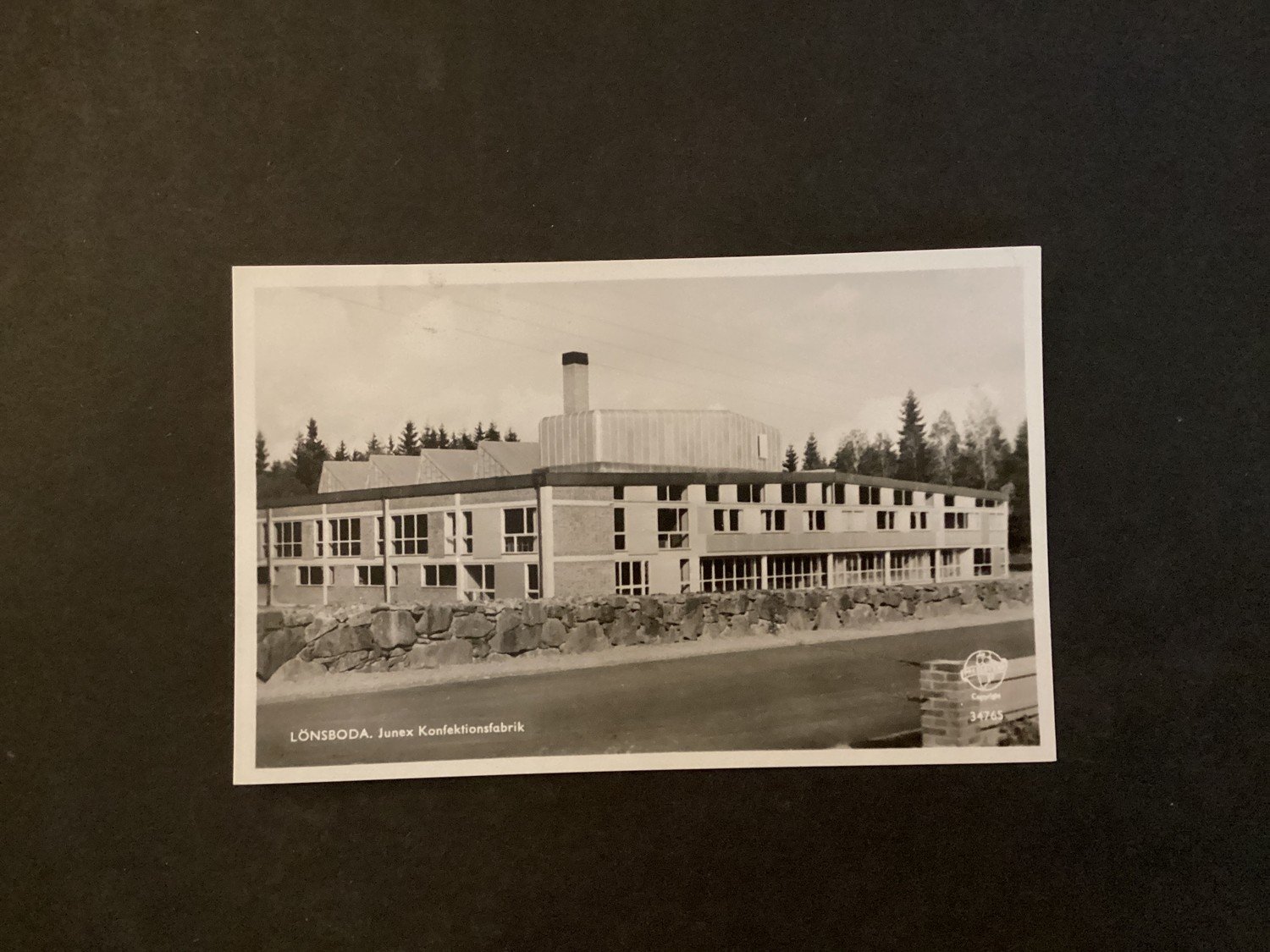 Junex, Konfektionsfabrik, Lönsb.. | Köp från ahusvykort på Tradera (663707343)