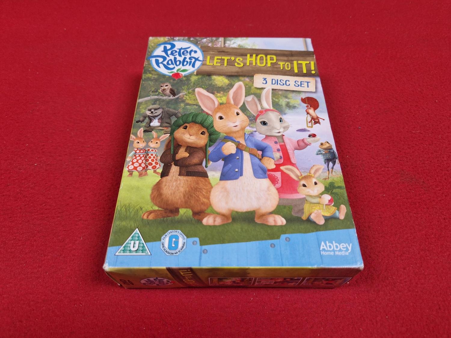PETER RABBIT LET'S HOP TO IT BO.. | Köp från game-world på Tradera ...