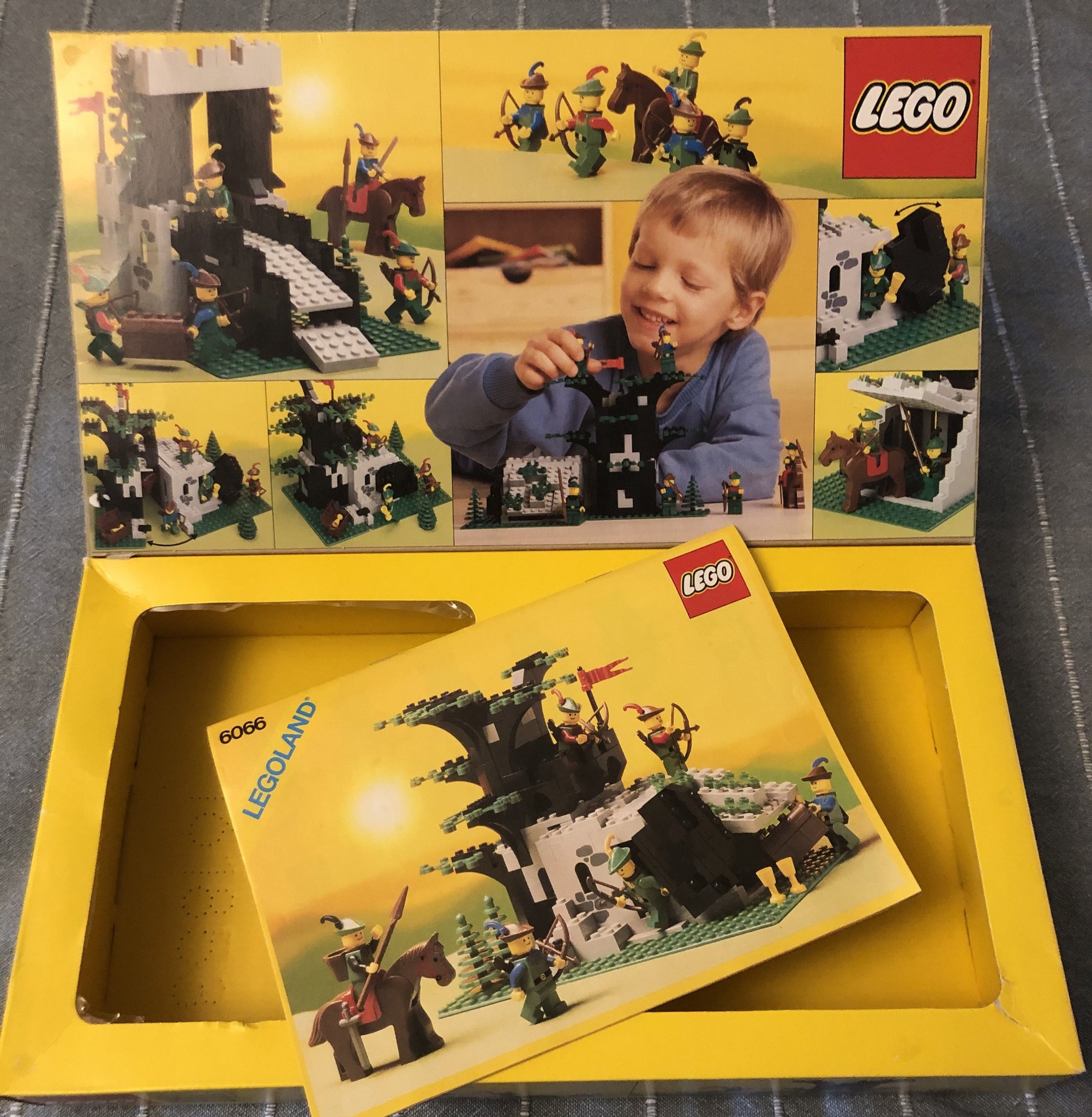 Se produkter som liknar LEGO 6066 Castle Forestmen de.. på Tradera (630636326)