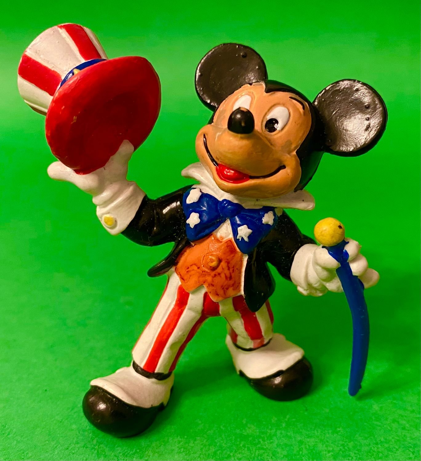 Se produkter som liknar Musse Pigg i USA Disney Figur.. på Tradera (640588277)