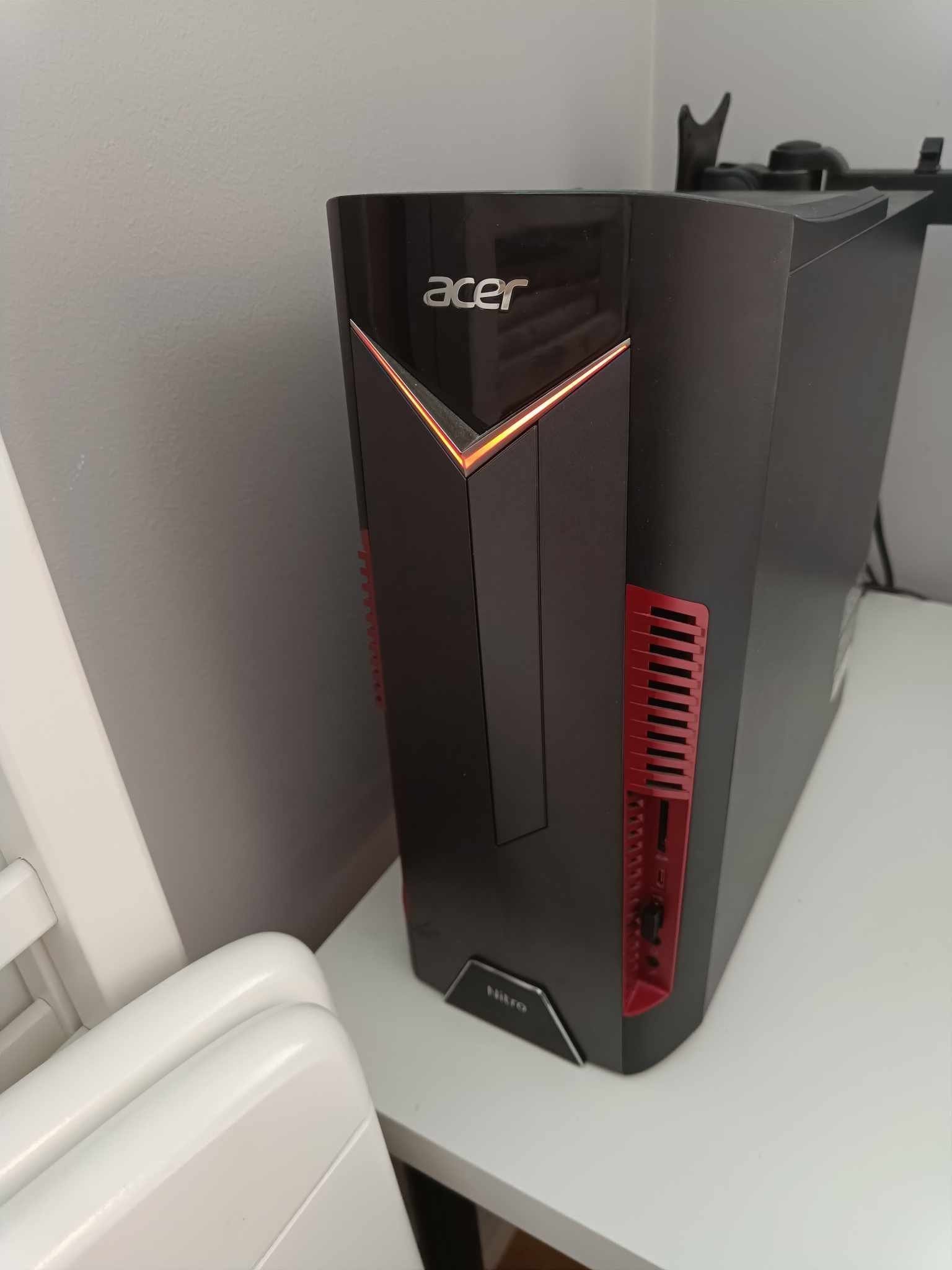Se produkter som liknar Acer nitro N50-600, Gamingdator på Tradera ...