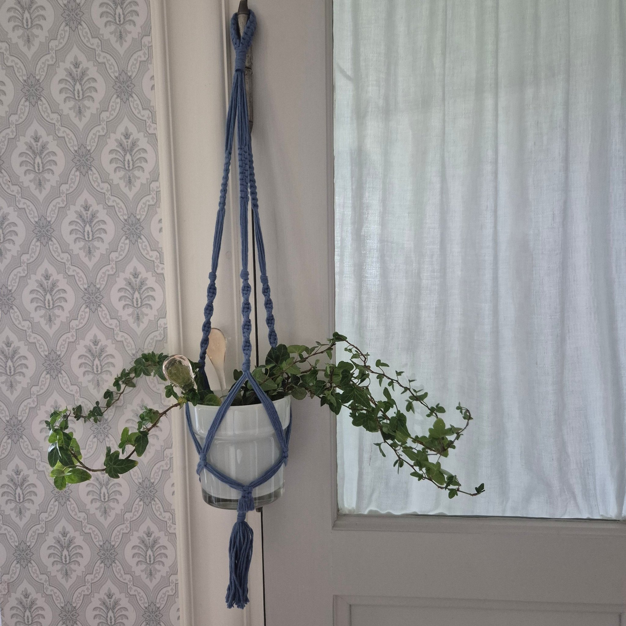 Makrame ampel till blommor. Nygjord | Köp på Tradera (690365592)