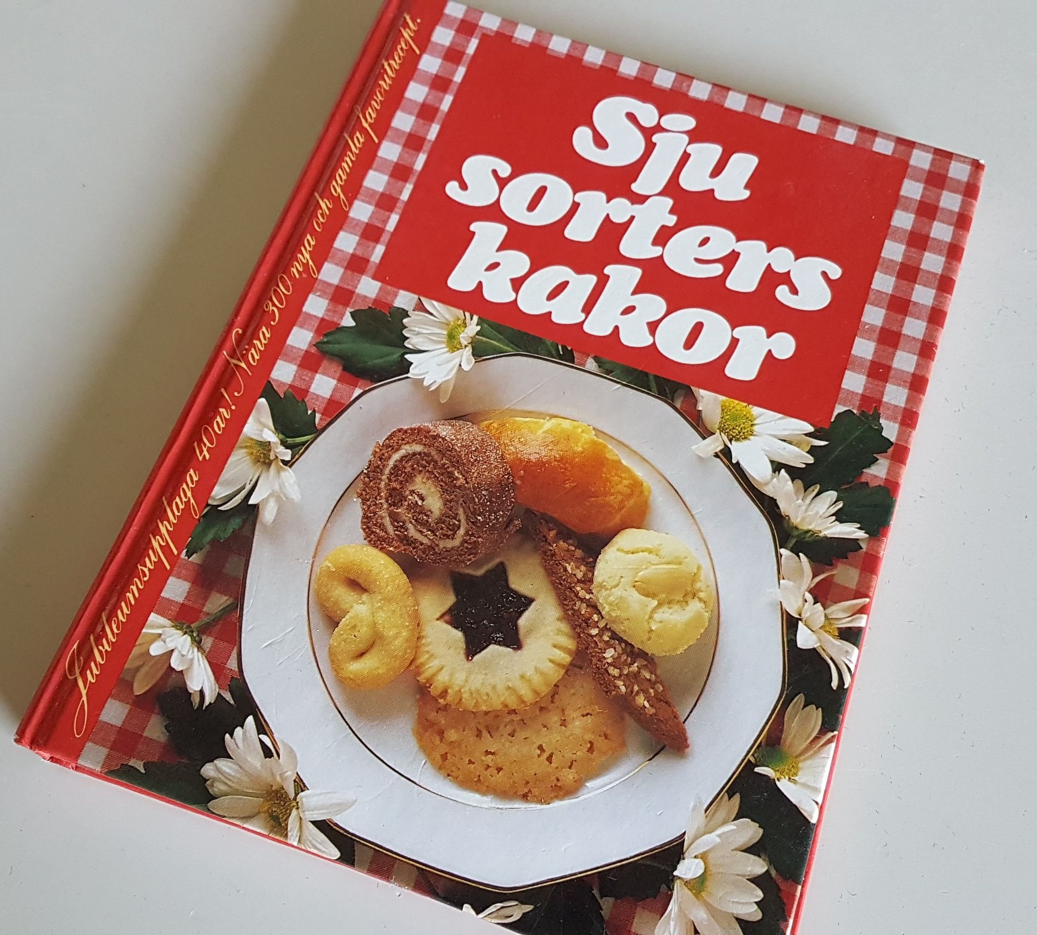 Sju sorters kakor ICA Bakbok Jubileumsupplaga 4.. | Köp på Tradera (564278420)