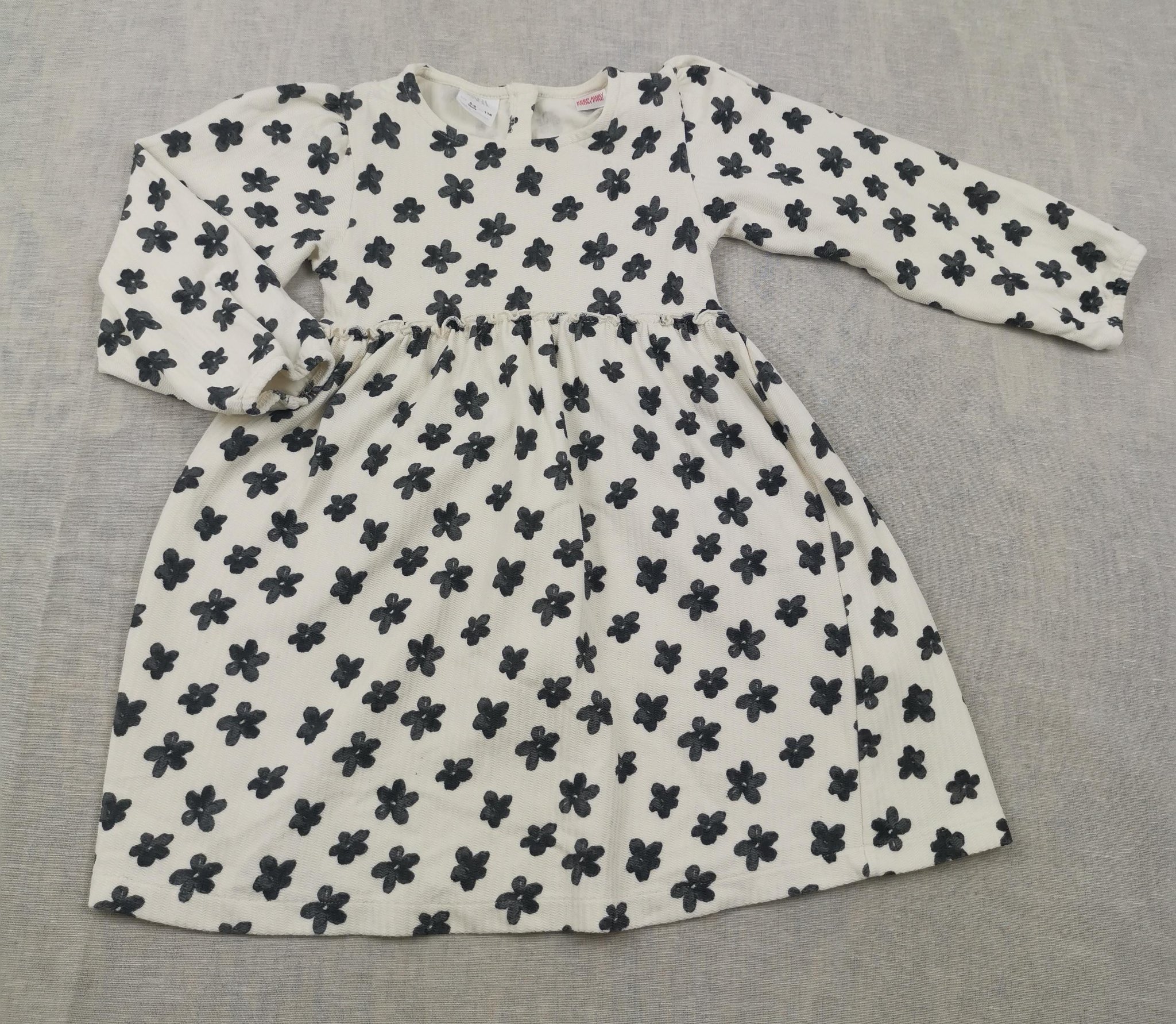 Zara, Strl 116, Långärmad klä.. | Köp från Lexby-Kläder på Tradera (642202643)