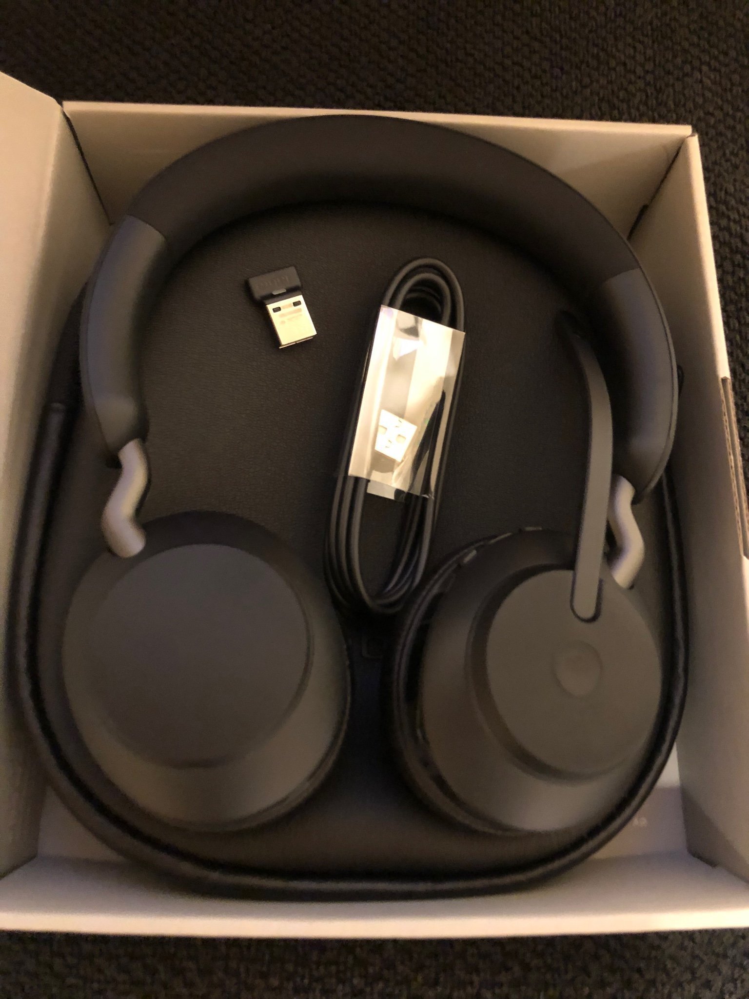 Se produkter som liknar Mkt fint skick! Trådlöst Jabr.. på Tradera (623492117)