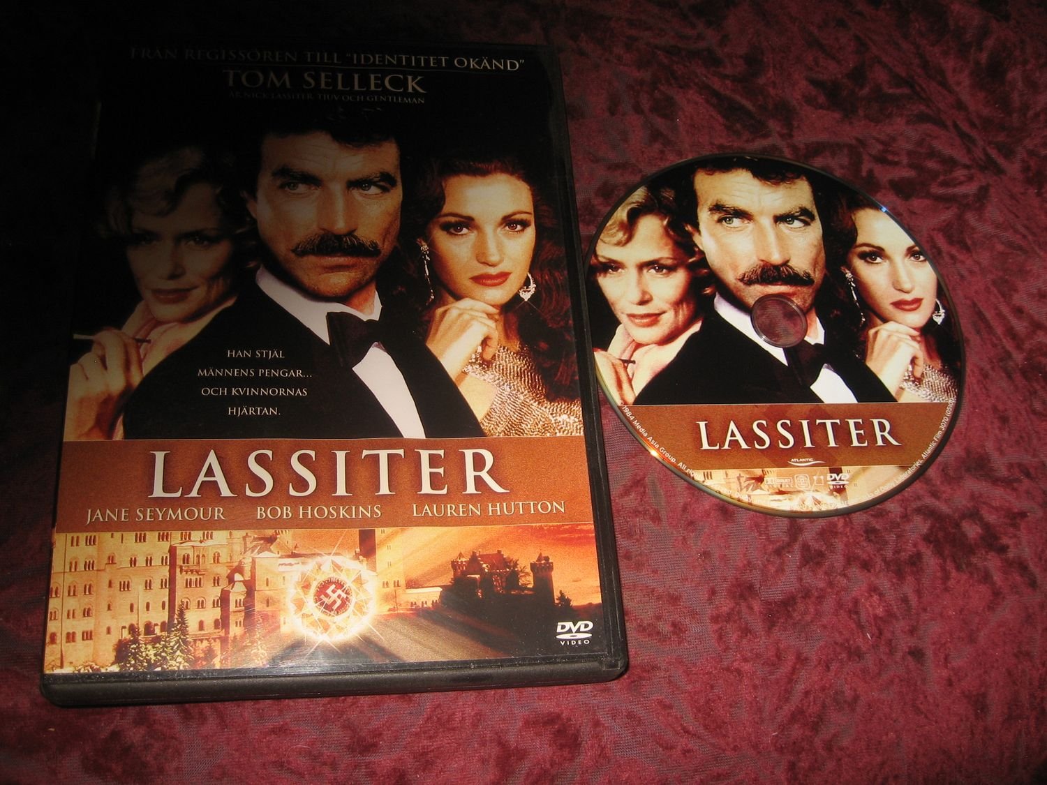 LASSITER (TOM SELLECK,JANE SEYMOUR,BOB HOSKINS,.. | Köp på Tradera (637064227)