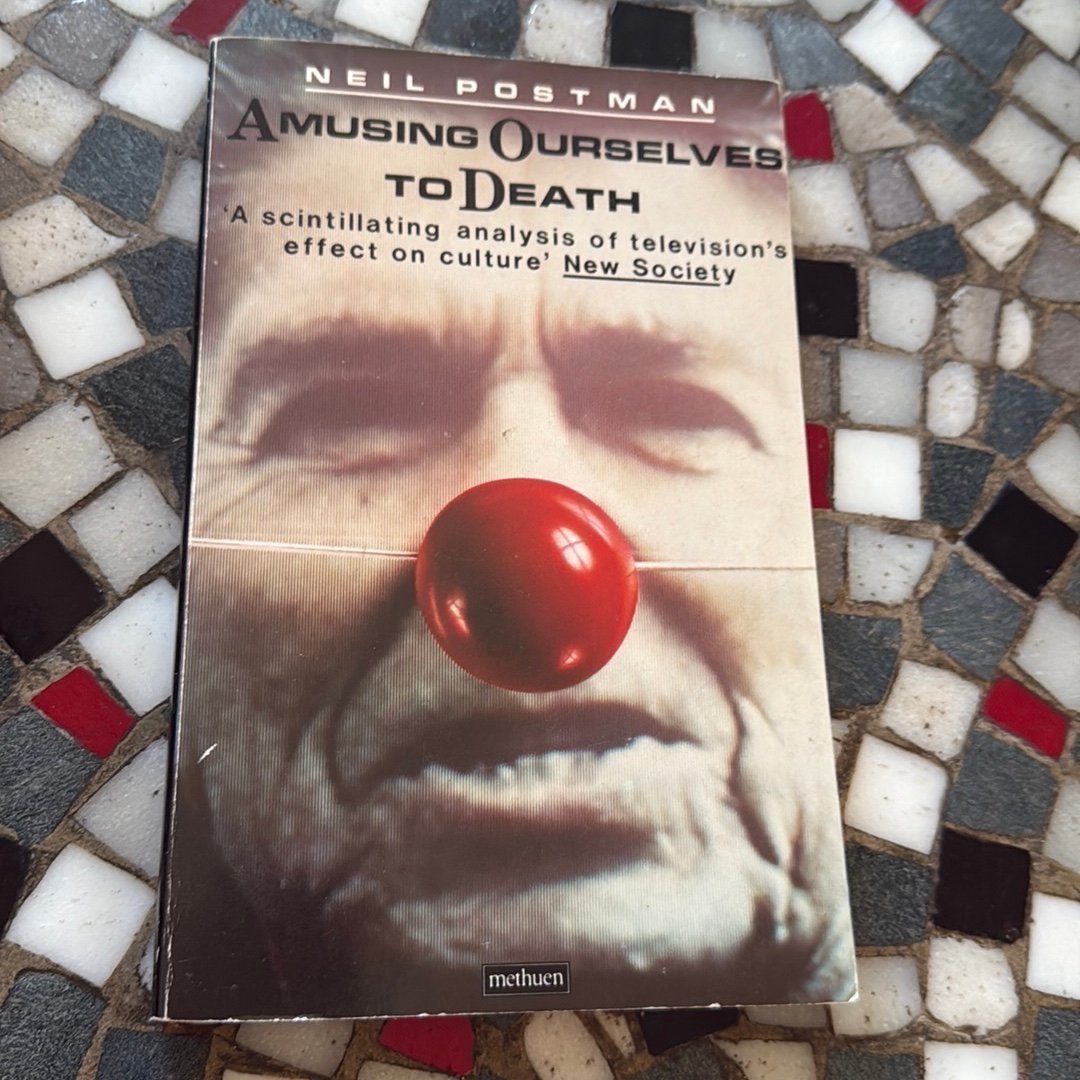 Amusing Ourselves to Death - Neil Postman | Köp på Tradera (688784797)