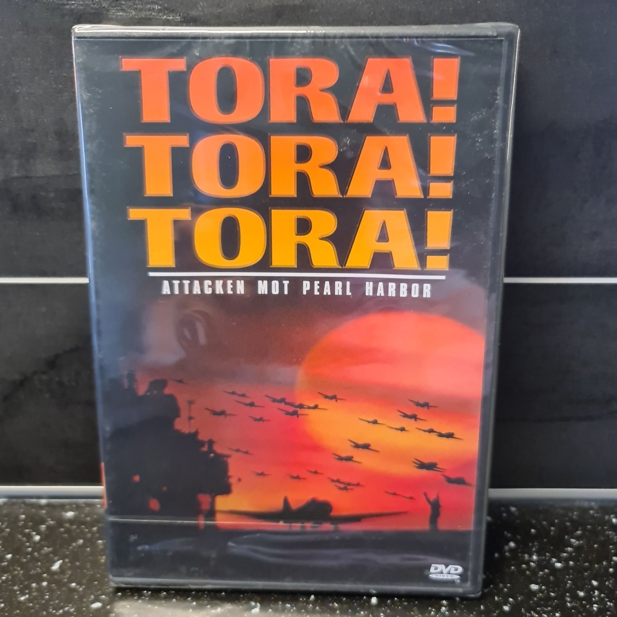 Tora! Tora! Tora! - Attacken Mot Pearl Harbor -.. | Köp på Tradera (686822813)
