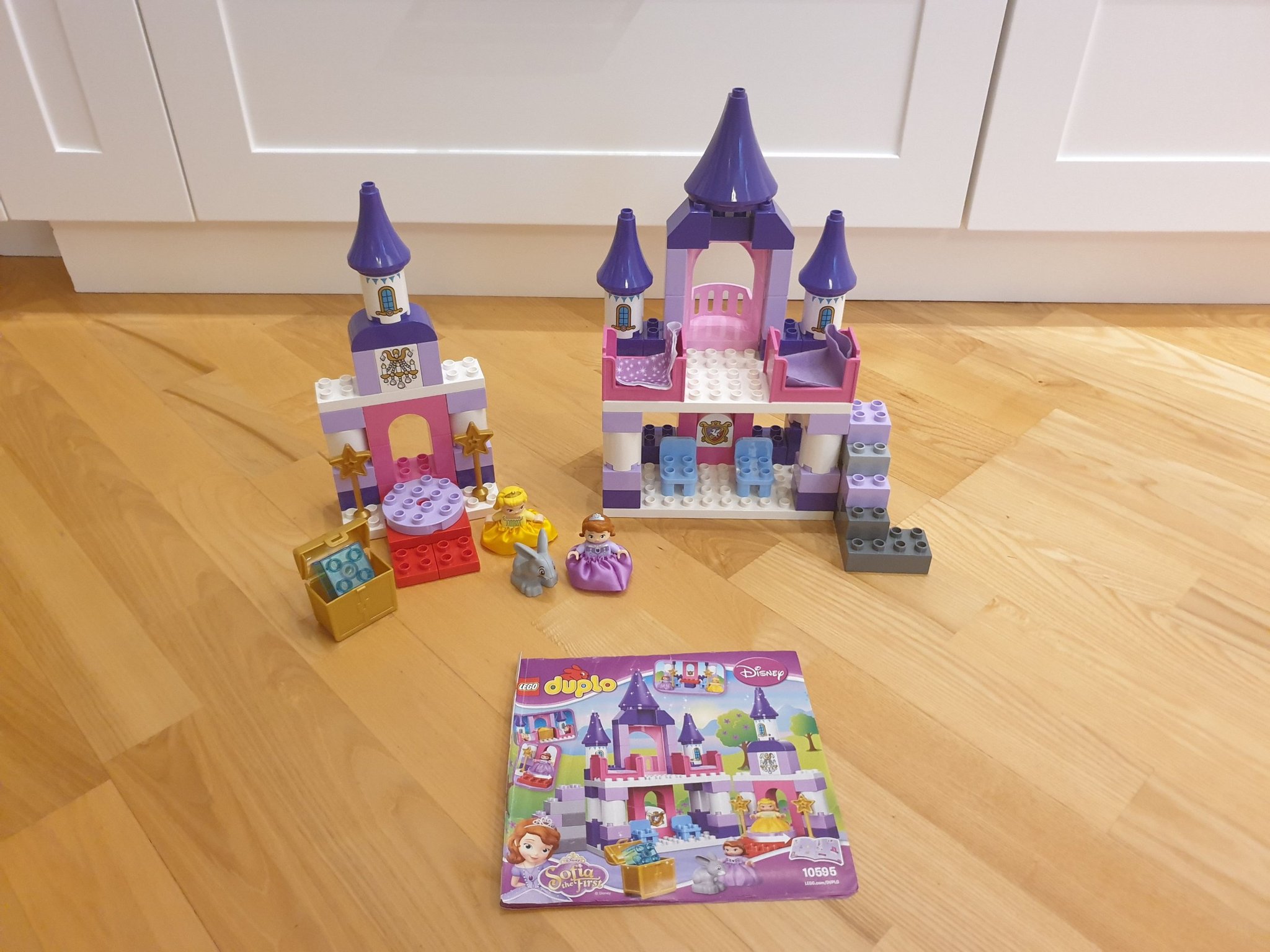 Se produkter som liknar LEGO Duplo Sofia den första m.. på Tradera (704432018)