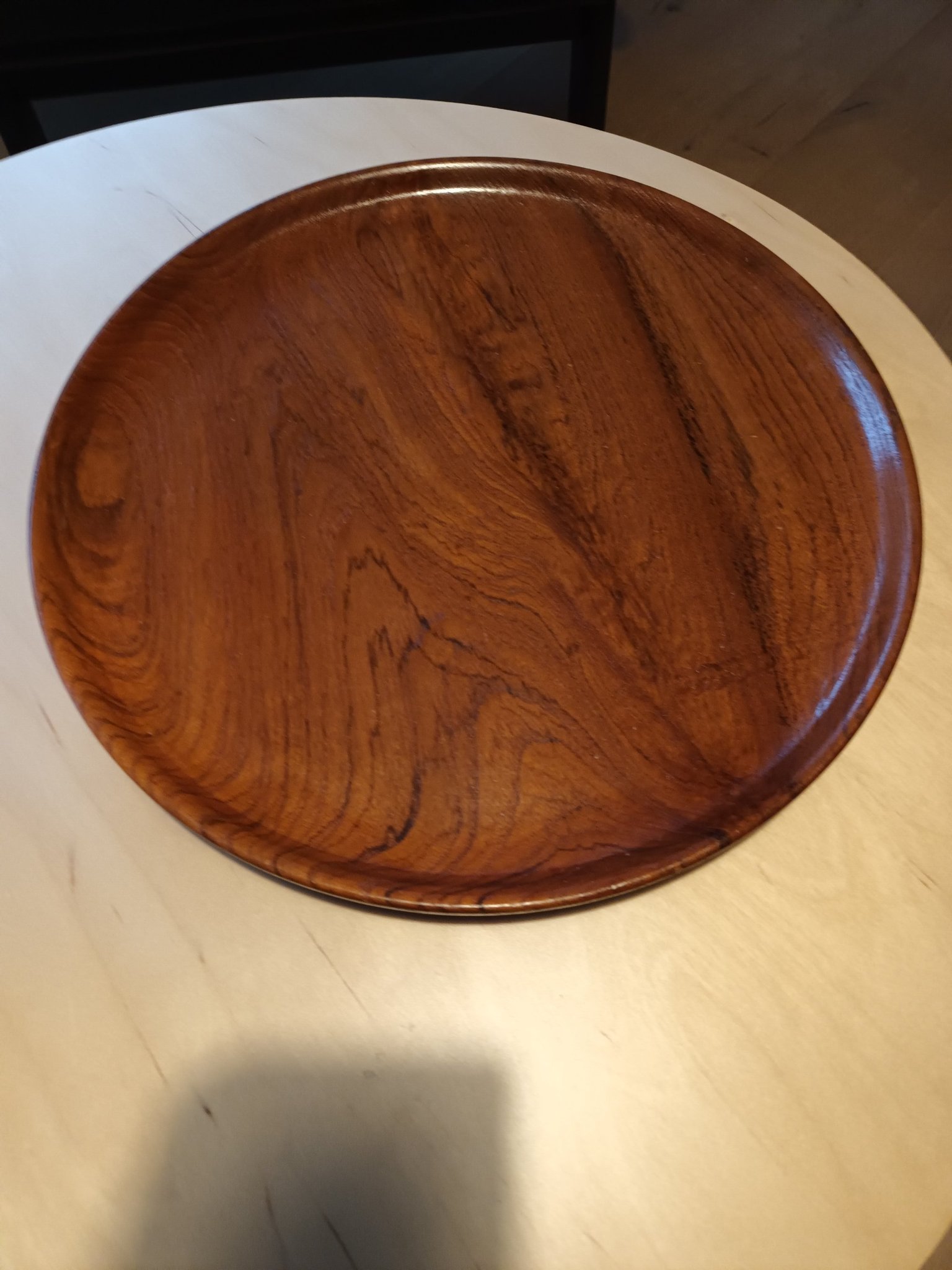 Se produkter som liknar TEAKFAT! Gjort av Åke Petters.. på Tradera (632291306)