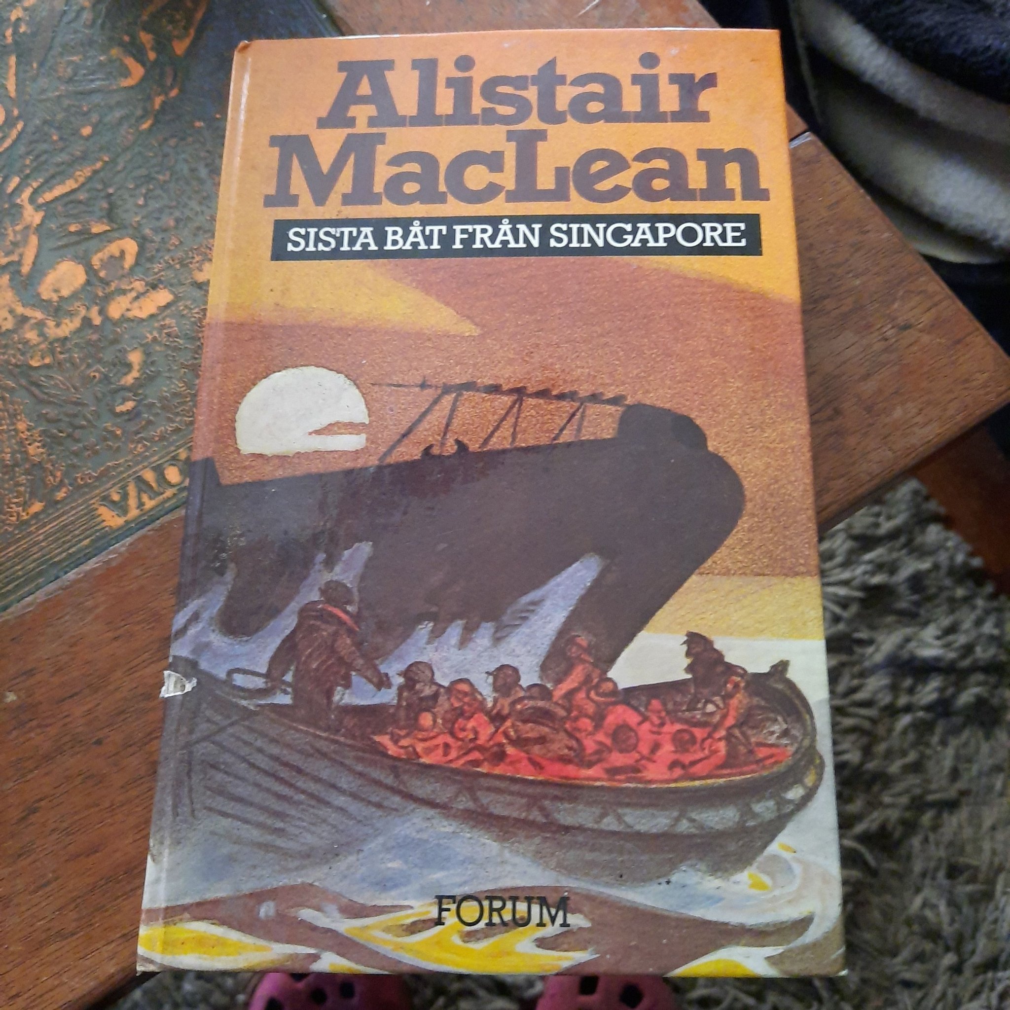 Sista Båt Från Singapore - Alistair MacLean - 1.. | Köp på Tradera (691149481)