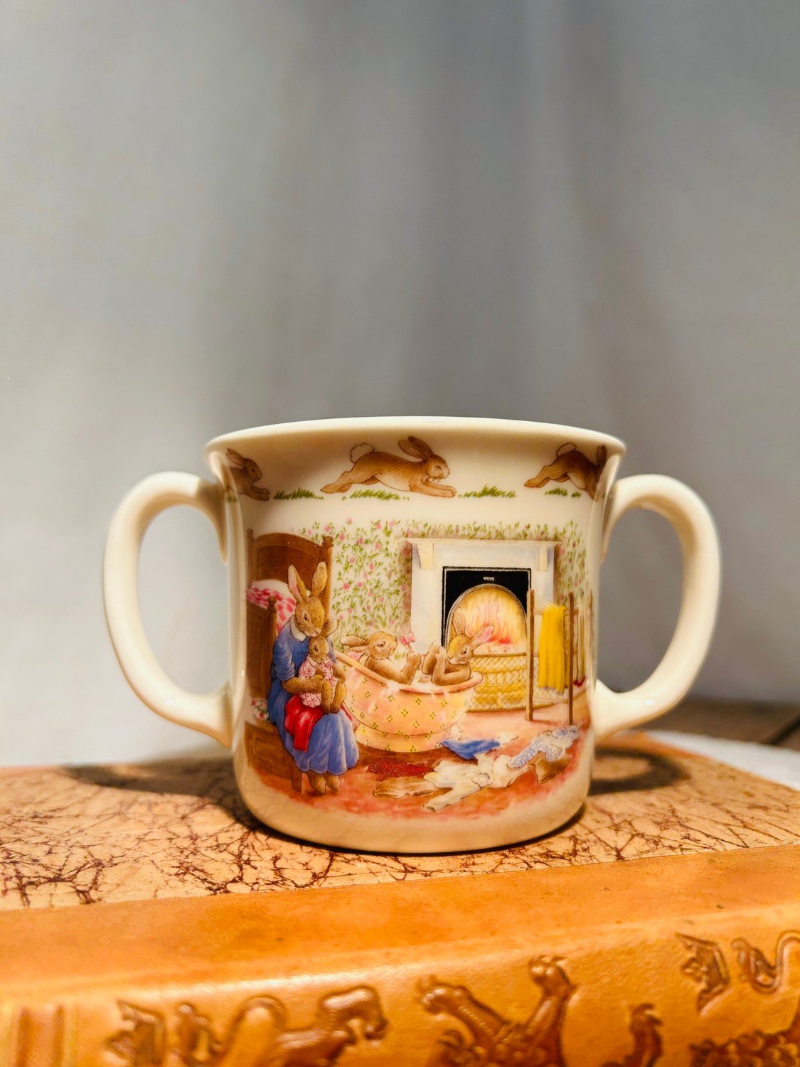 Se produkter som liknar Royal Doulton "Hug-A-Mug" Bun.. på Tradera (684806726)