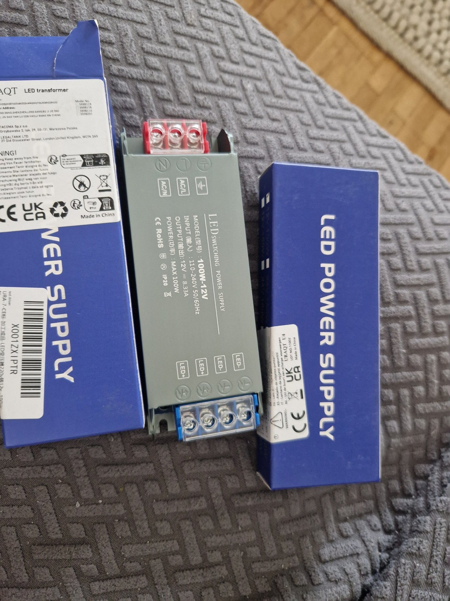 Se produkter som liknar LED Transformator 100W-12V på Tradera (694976734)