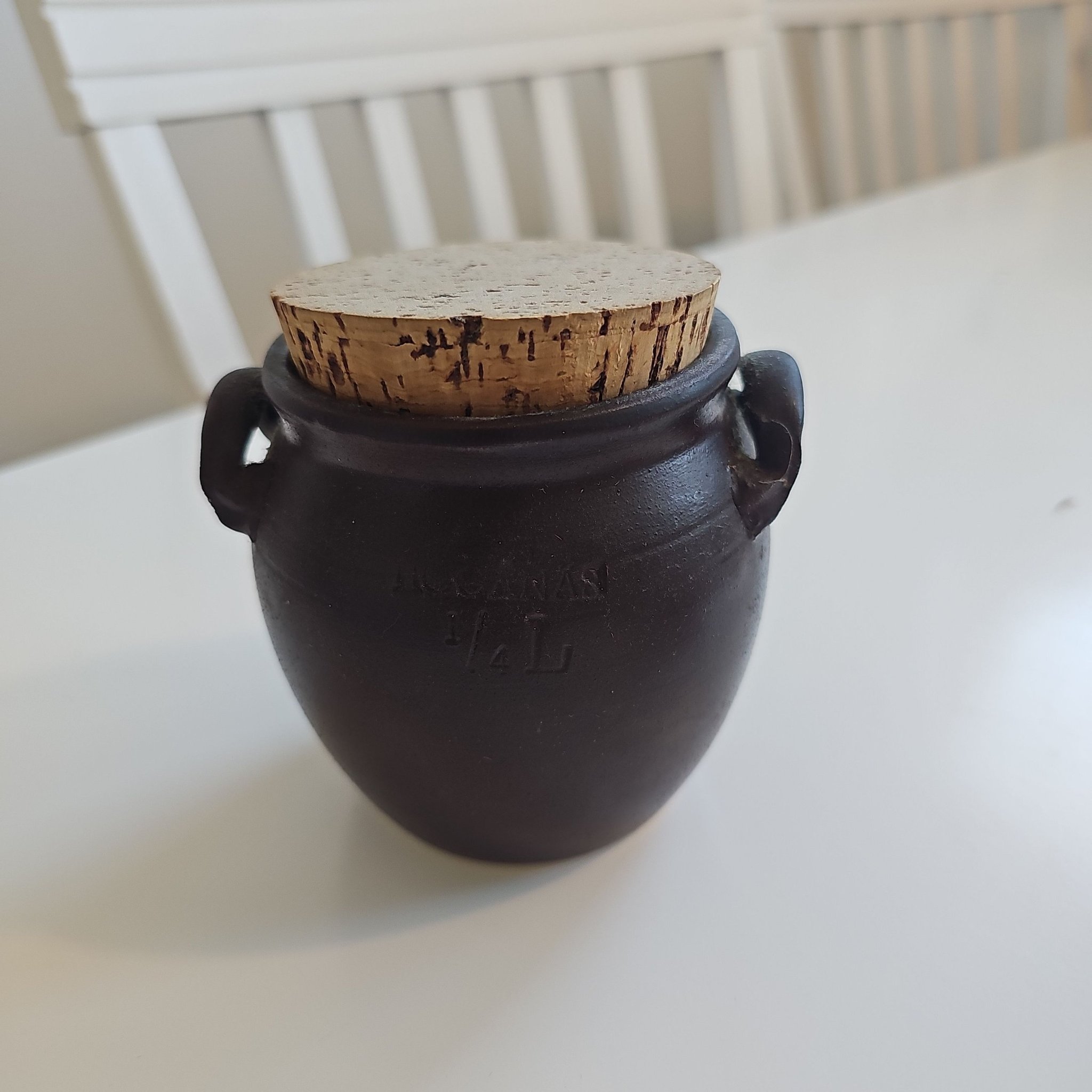 Se produkter som liknar Keramikburk V. Makare på Tradera (689244579)