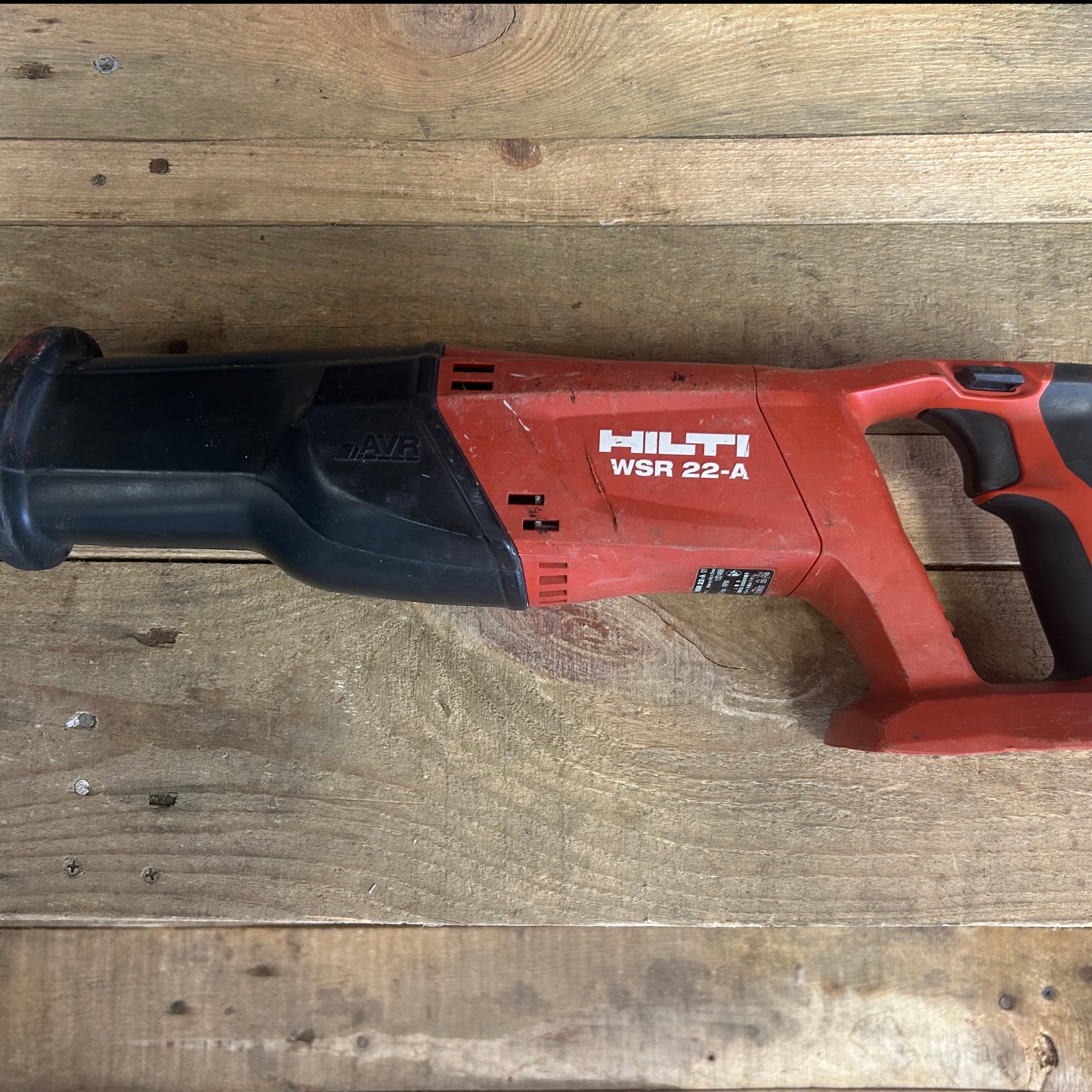 Se produkter som liknar Hilti WSR 22-A tigersåg 22v på Tradera (688030300)