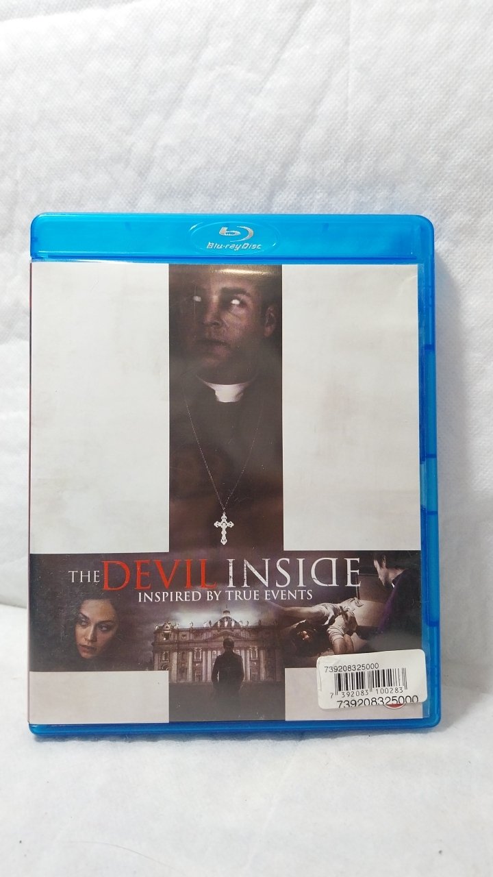 The Devil Inside Blu-Ray | Köp från texasdolly på Tradera (694124906)