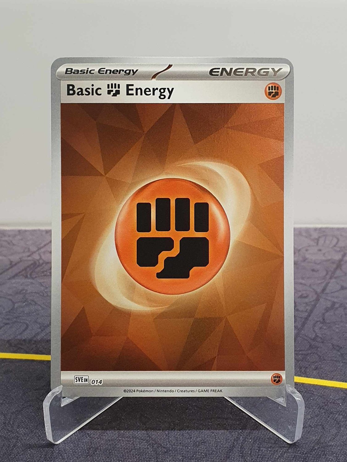 BASIC FIGHTING ENERGY 014 - Holo - Prismatic Ev.. | Köp på Tradera (660975481)