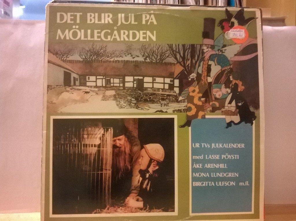 Se produkter som liknar Det Blir Jul På Möllegården L.. på Tradera (619959302)