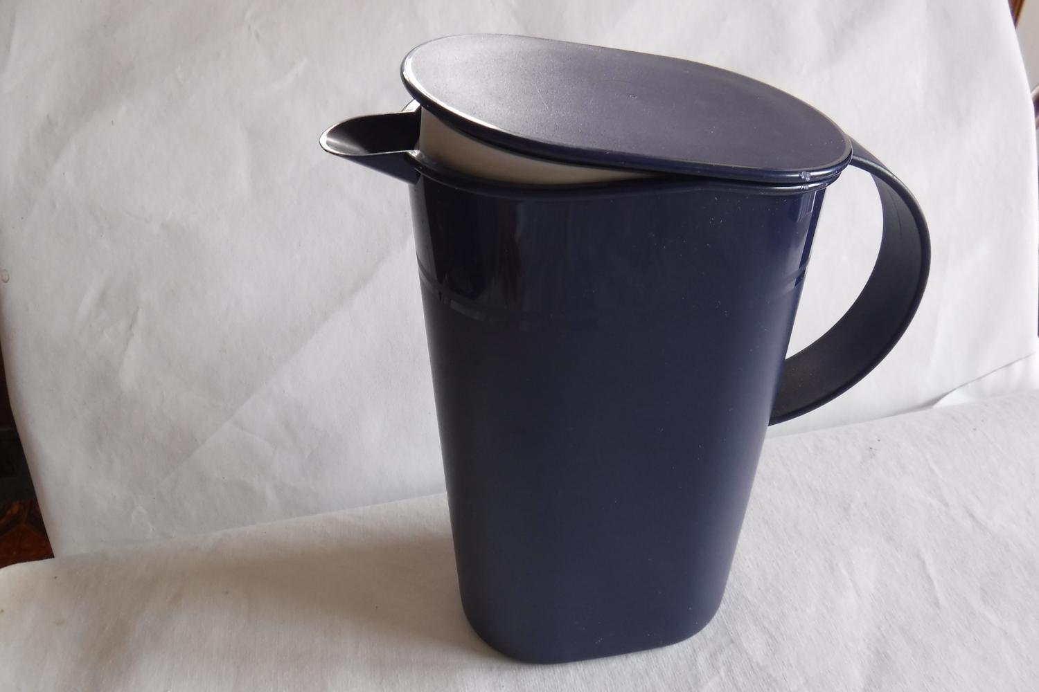 Se produkter som liknar Tupperware kanna preludio med.. på Tradera ... Se produkter som liknar Tupperware kanna preludio med.. på Tradera ...