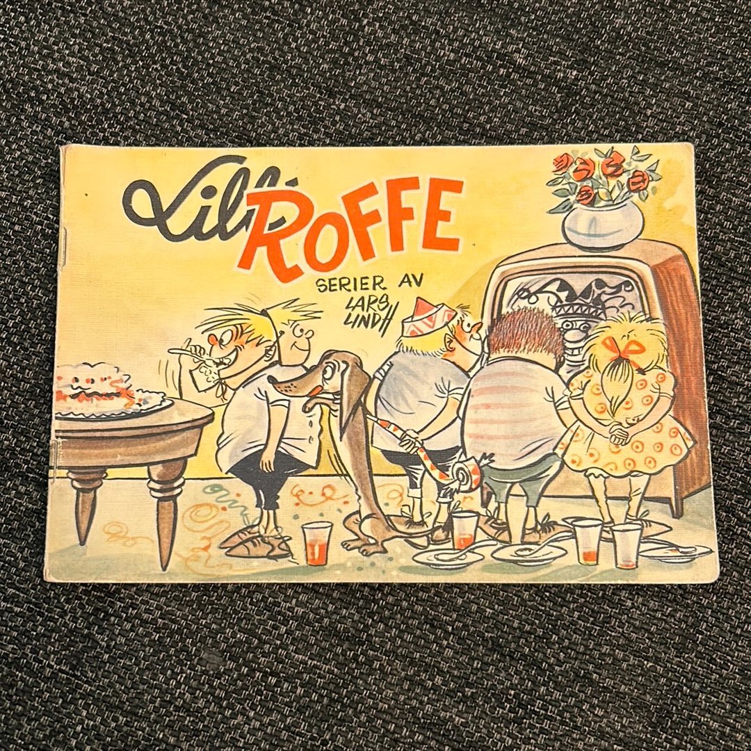 Se produkter som liknar Lille-Roffe Serier av Lars Li.. på Tradera (693014495)