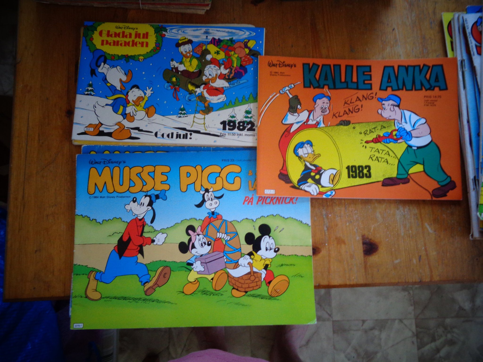 Se produkter som liknar Walt Disney's Kalle Anka, Mus.. på Tradera (687359771)