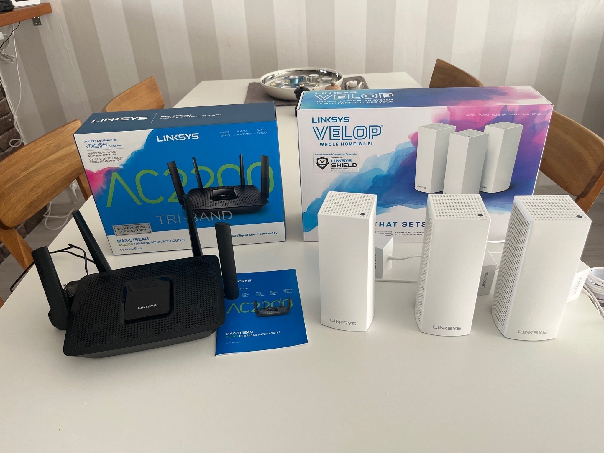 Se produkter som liknar Linksys Velop AC2200 Tri-Band.. på Tradera (692325286)