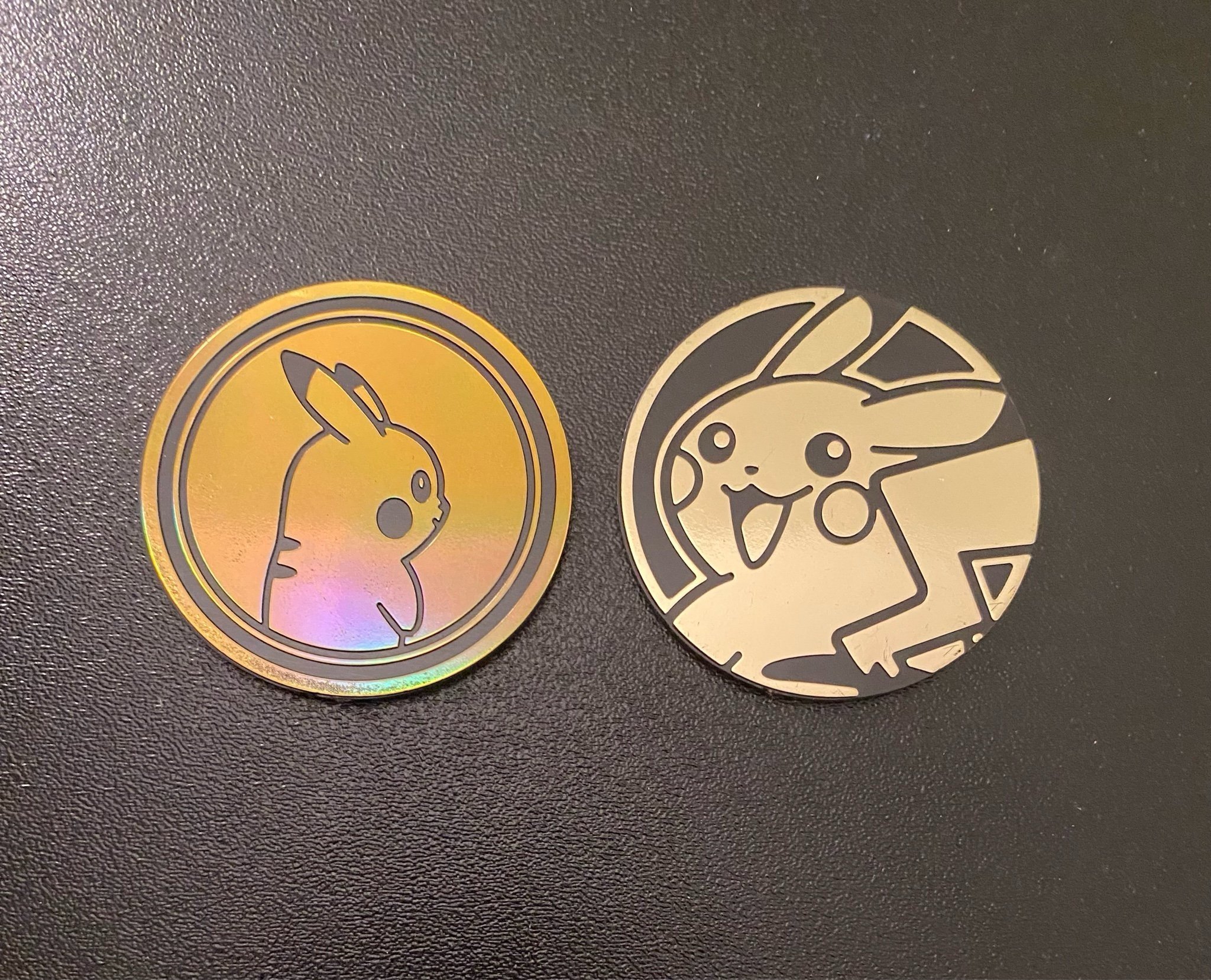 2 Pikachu Pokemon Coins | Köp på Tradera (690222327)