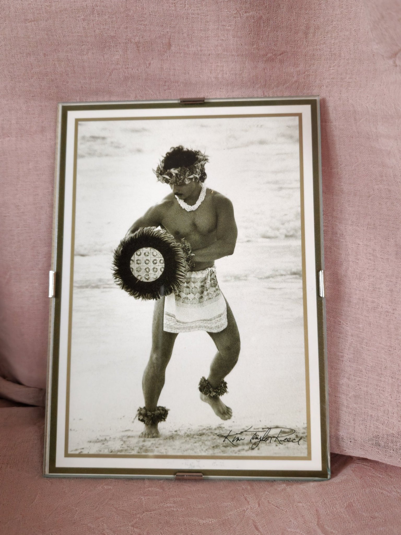 Se produkter som liknar Vintage Kim Taylor Reece artw.. på Tradera ...