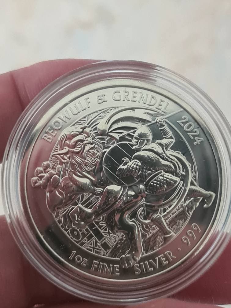 Se produkter som liknar 1 oz silver mynt 999 silver B.. på Tradera ...