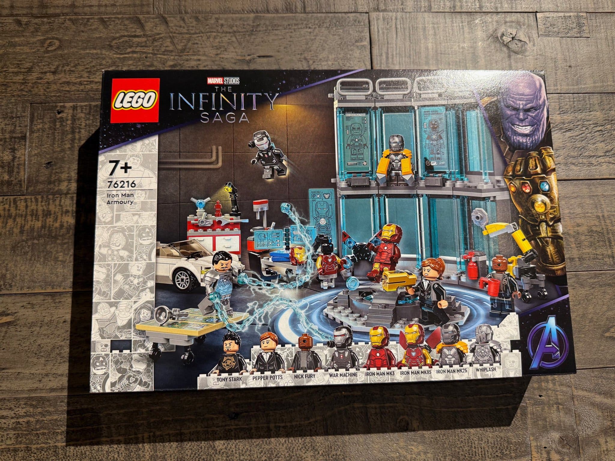 Se produkter som liknar LEGO 76216 Iron Man Armoury O.. på Tradera ...