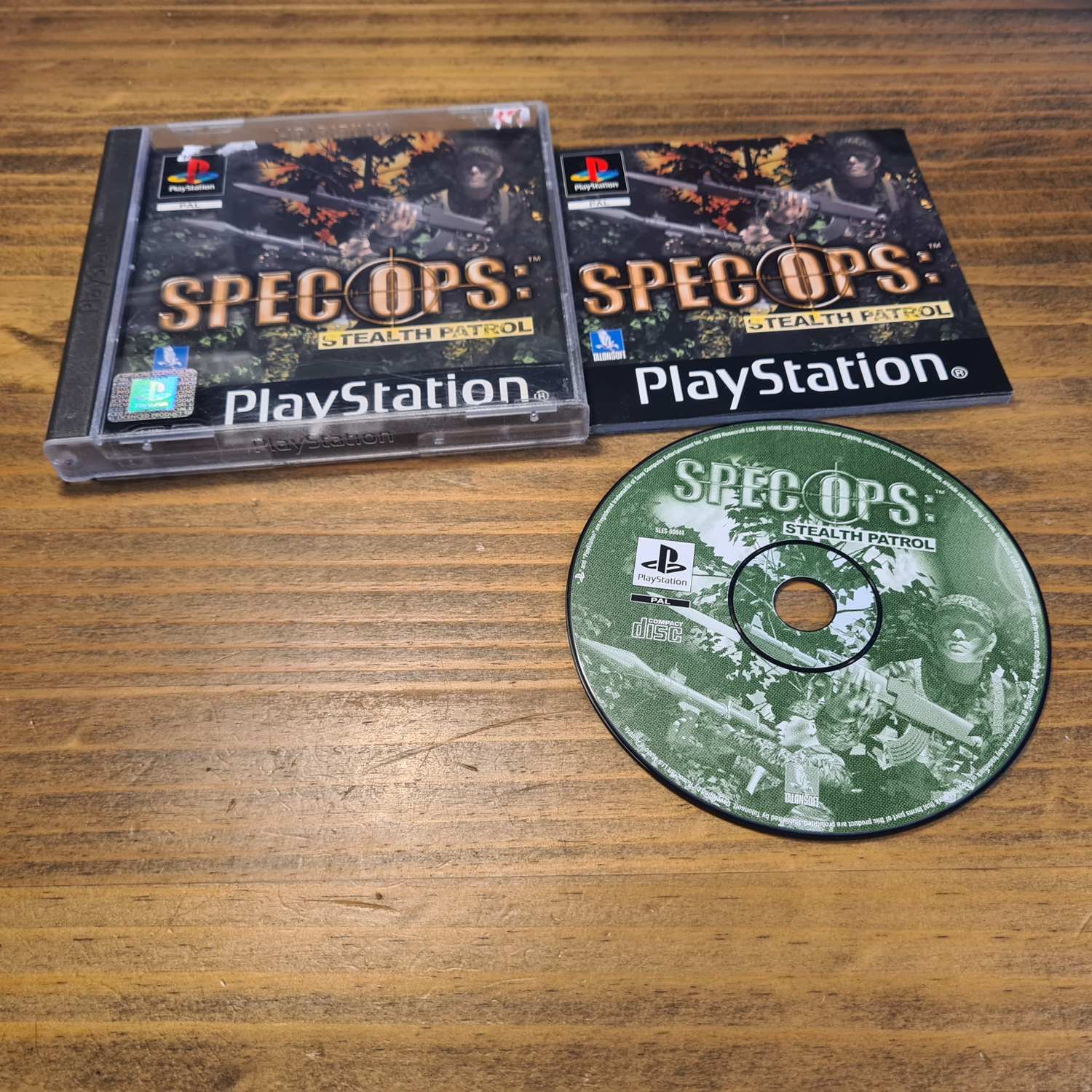 SPEC OPS STEALTH PATROL PS1 BEG | Köp på Tradera (595097628)