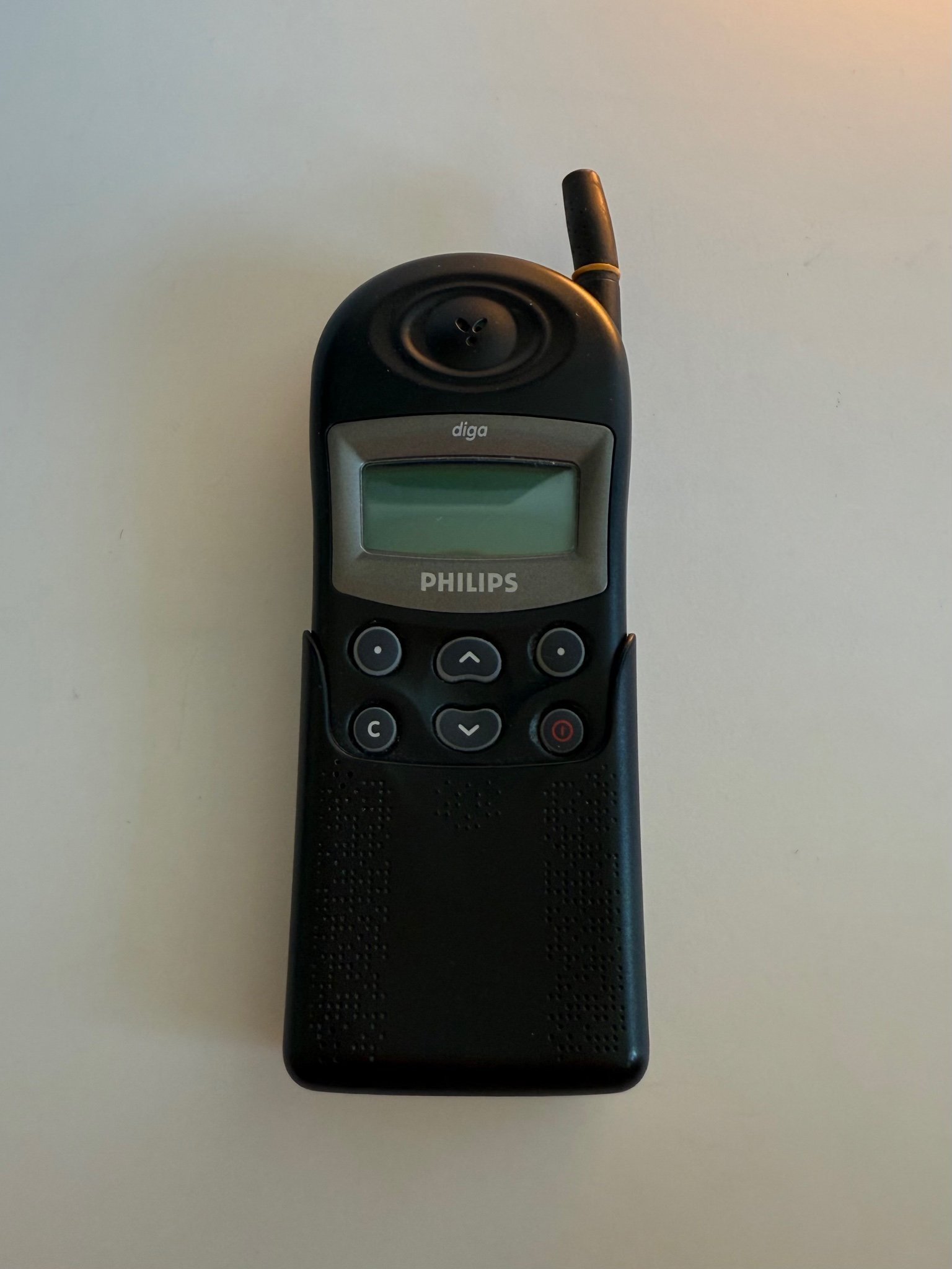 Philips Diga Mobiltelefon | Köp på Tradera (694284752)