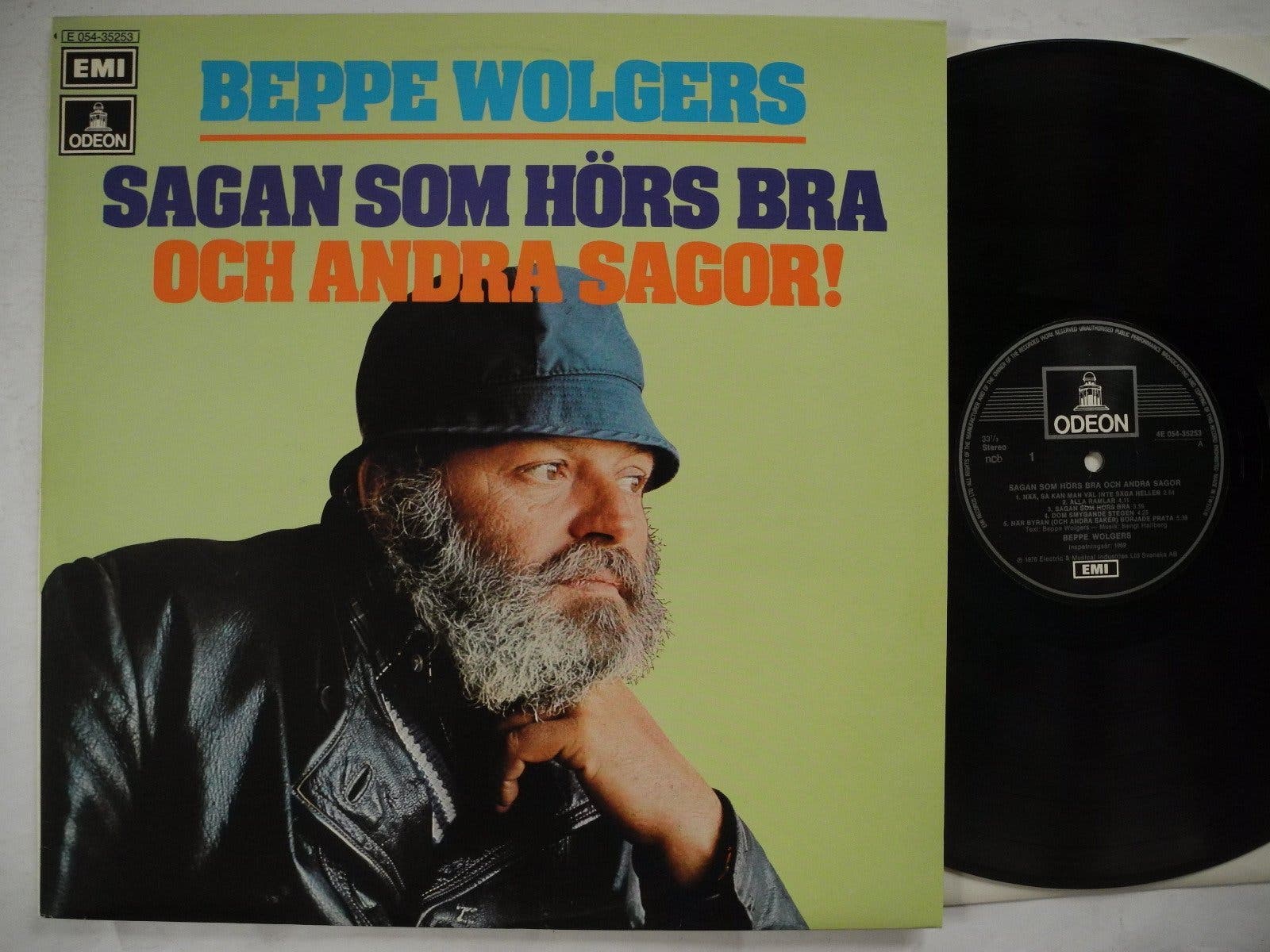 Se produkter som liknar BEPPE WOLGERS Sagan som hörs .. på Tradera ...