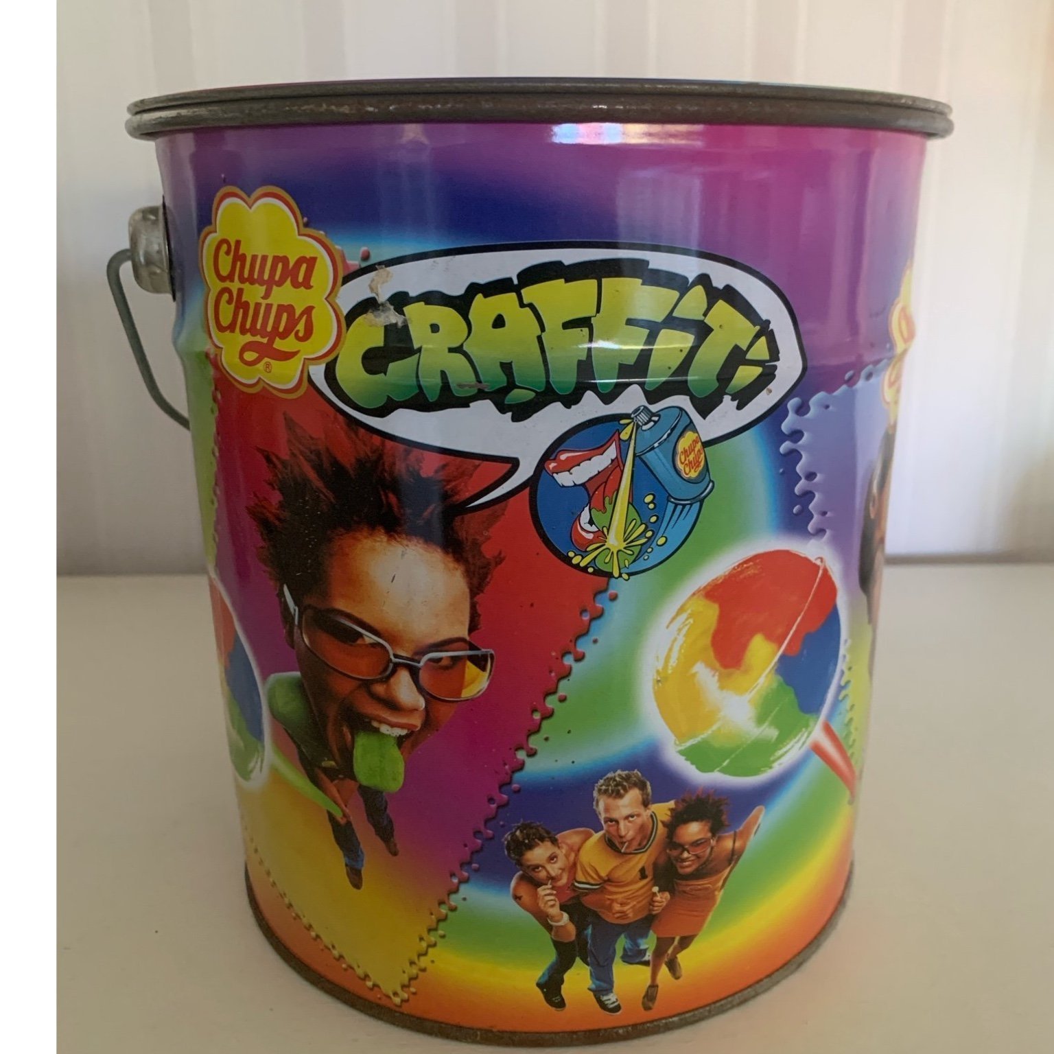 Plåtburk med reklam för Chupa Chups - tom! | Köp på Tradera (685017149)