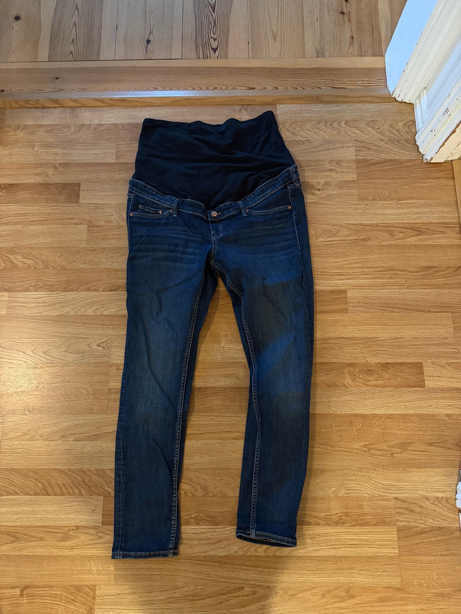 H&M blåa mamma jeans, storlek 46 | Köp på Tradera (703060695)