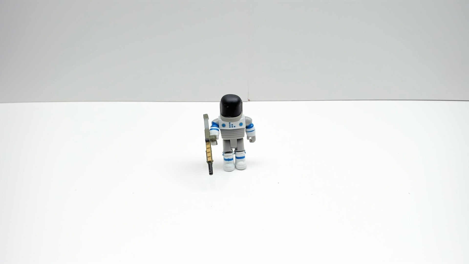 Roblox Series 7 Pinewood Shuttle Pilot | Köp på Tradera (684670965)