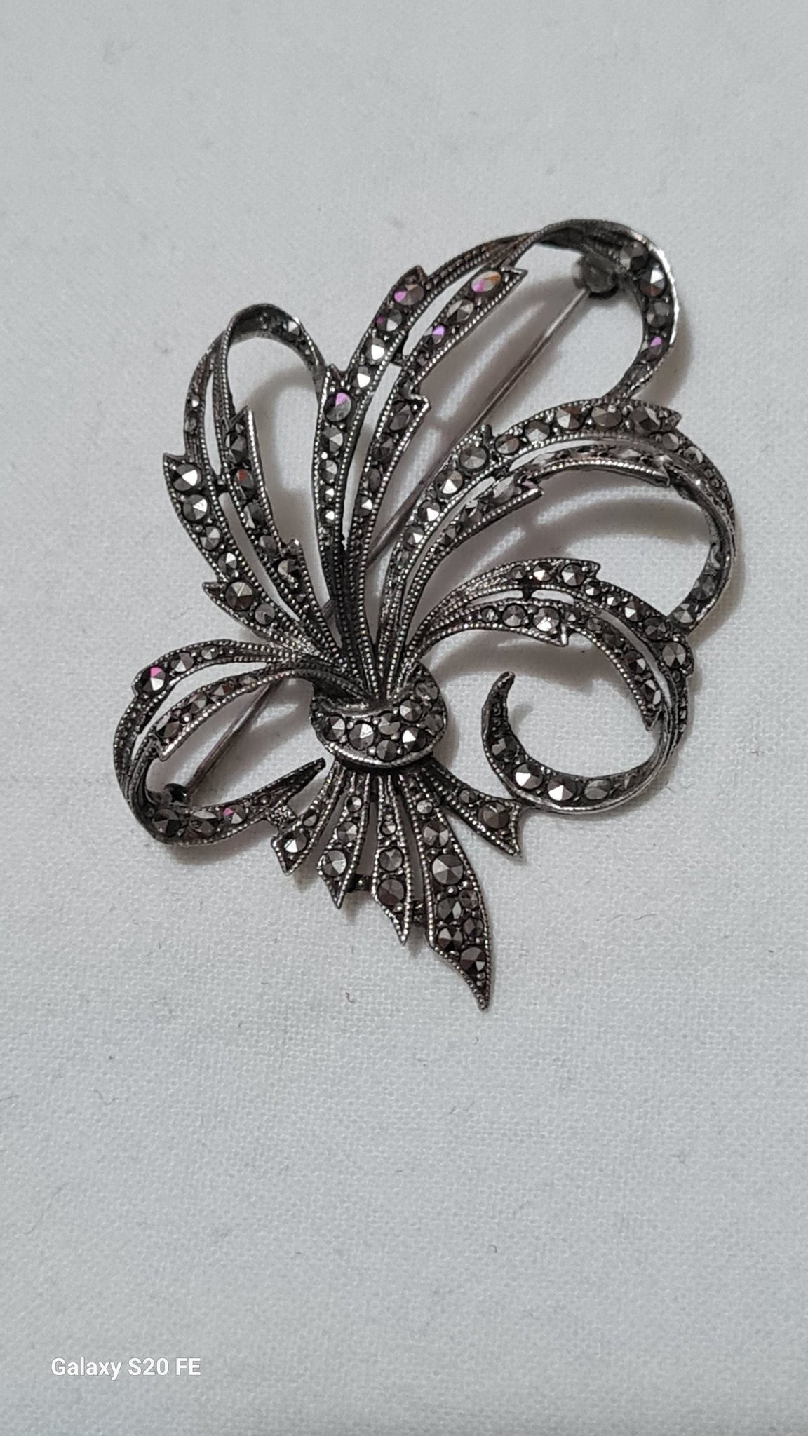 Design silver brosch | Köp på Tradera (697212086)