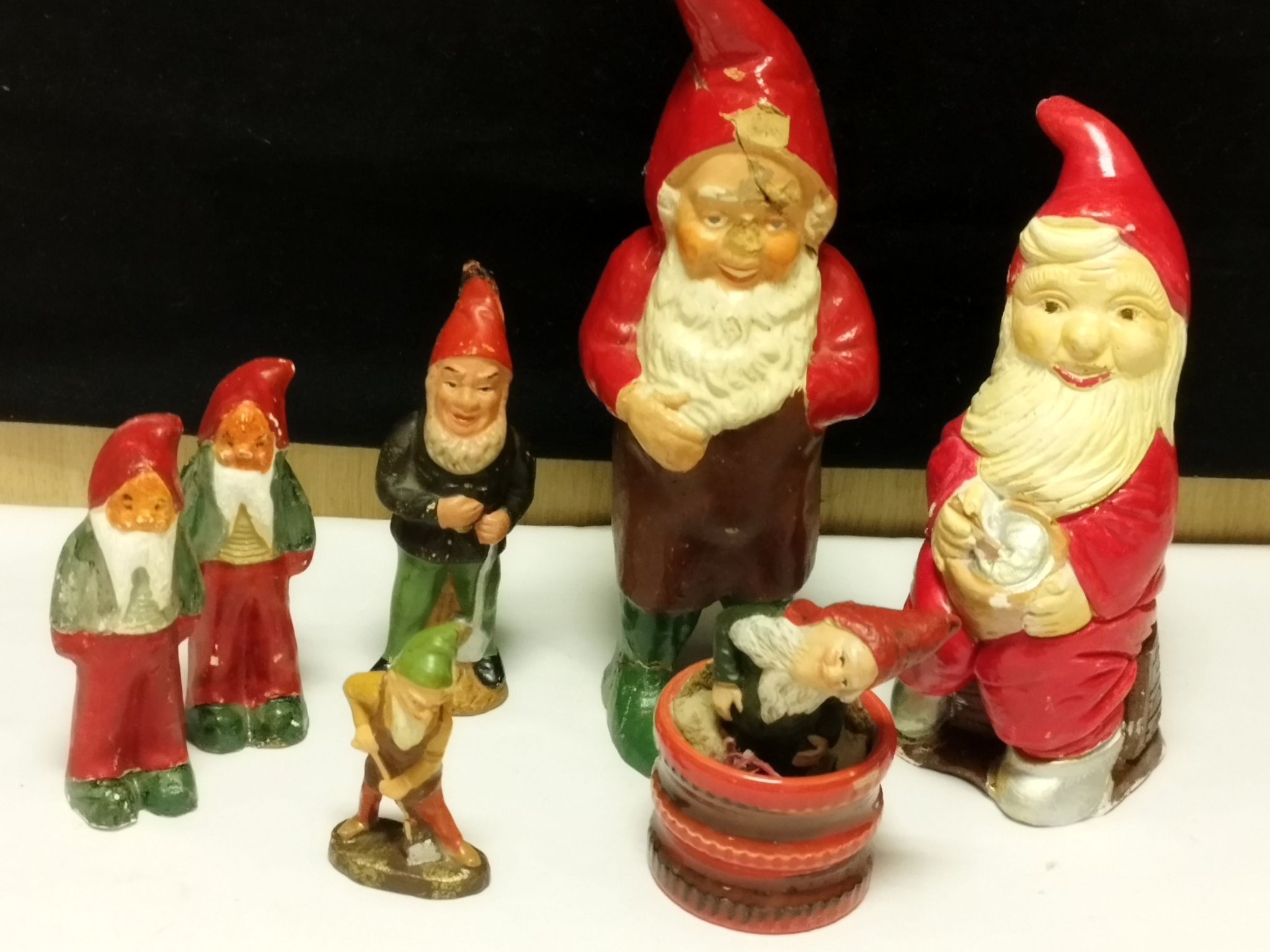 Retro Gammaldags Tomtar - Samlarobjekt | Köp på Tradera (703409006)