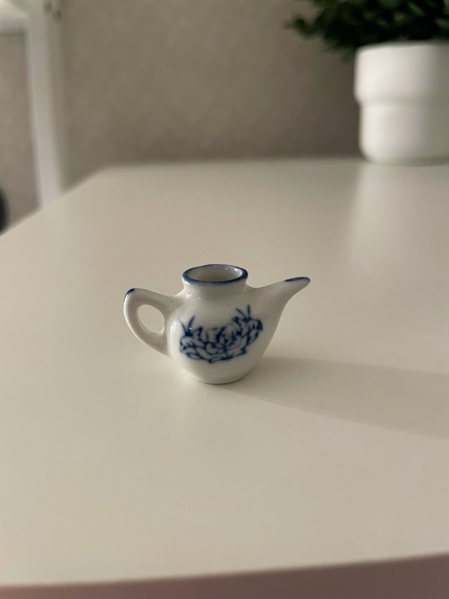 miniatyr möbler servis miniatyr kopp kaffekanna.. | Köp på Tradera ...